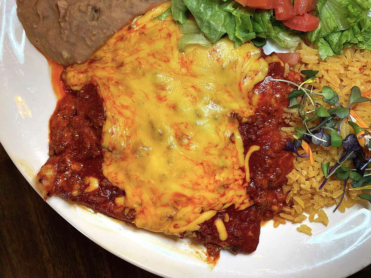 Review: New Marla Restaurant shines tiny light on vegan, Tex-Mex ...