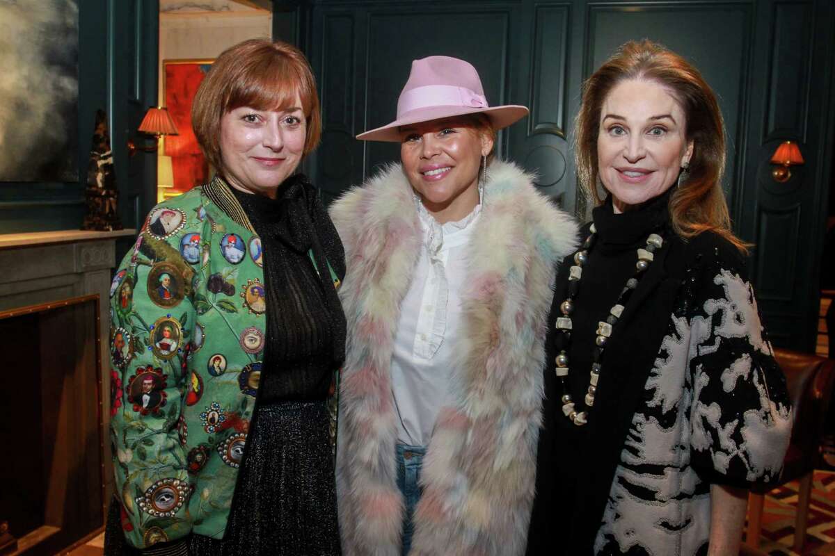 'Best Dressed' Hall of Fame honoree Greggory Burk hosts 'girls night in ...