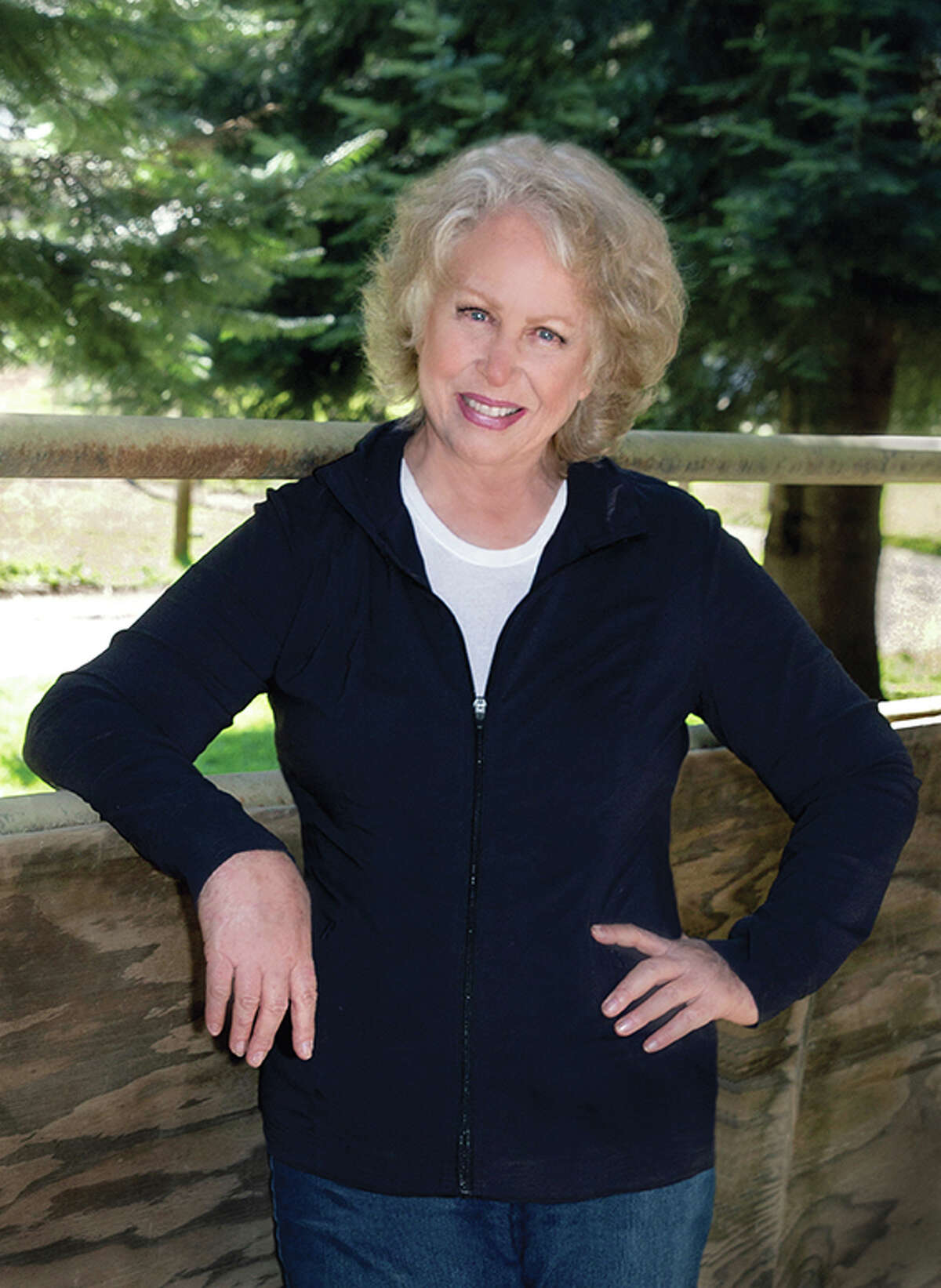 'Fearless': Memoir by Julie Blacklow, Seattle's pushiest TV reporter ...