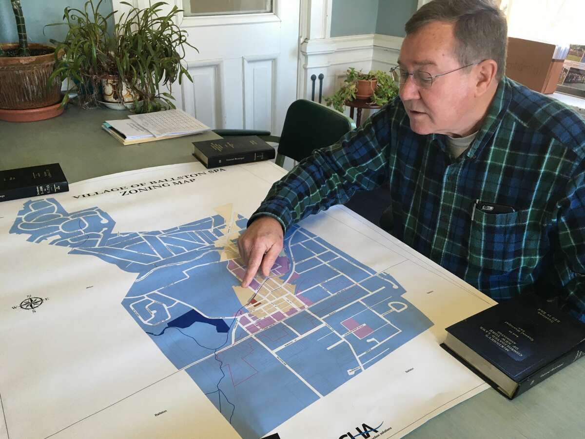 Ballston Spa mayor unexpectedly steps down, blames board