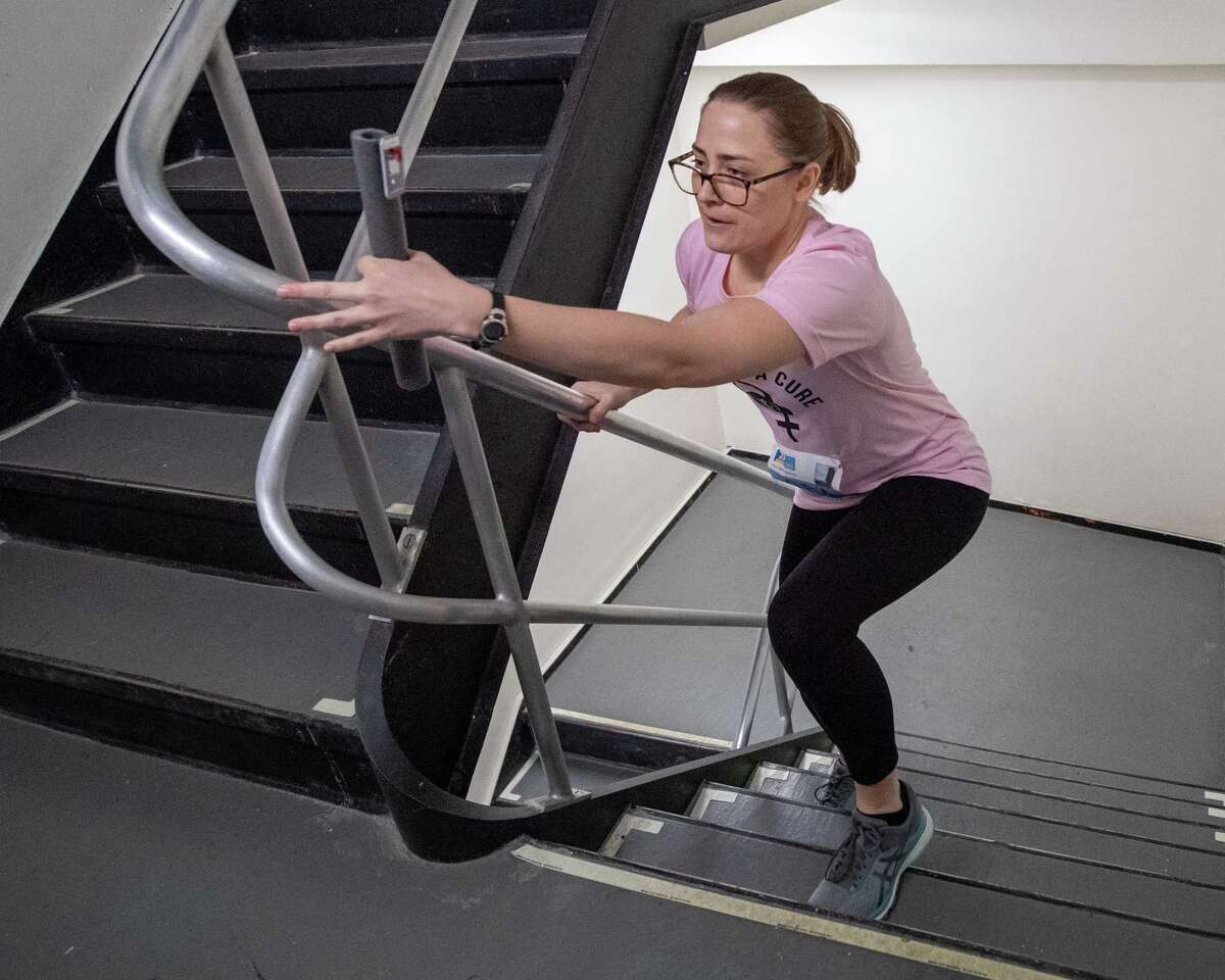 Photos: Stair climbing at Corning Tower