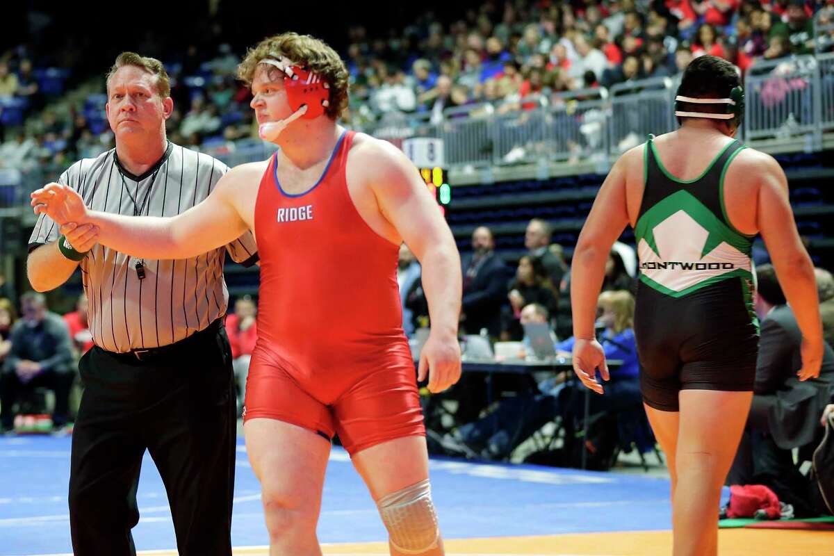 WRESTLING: Two College Park wrestlers claim state titles