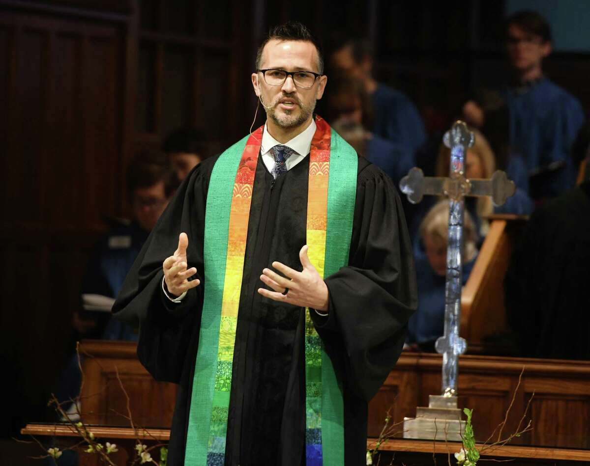 First Congregational Church of Old Greenwich embraces new leader