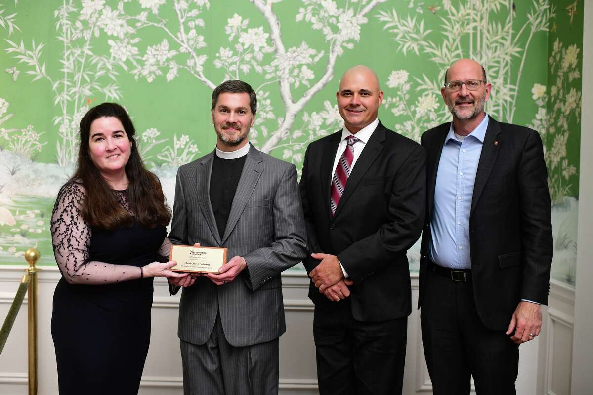 Cornerstone Dinner honors preservation of historic buildings