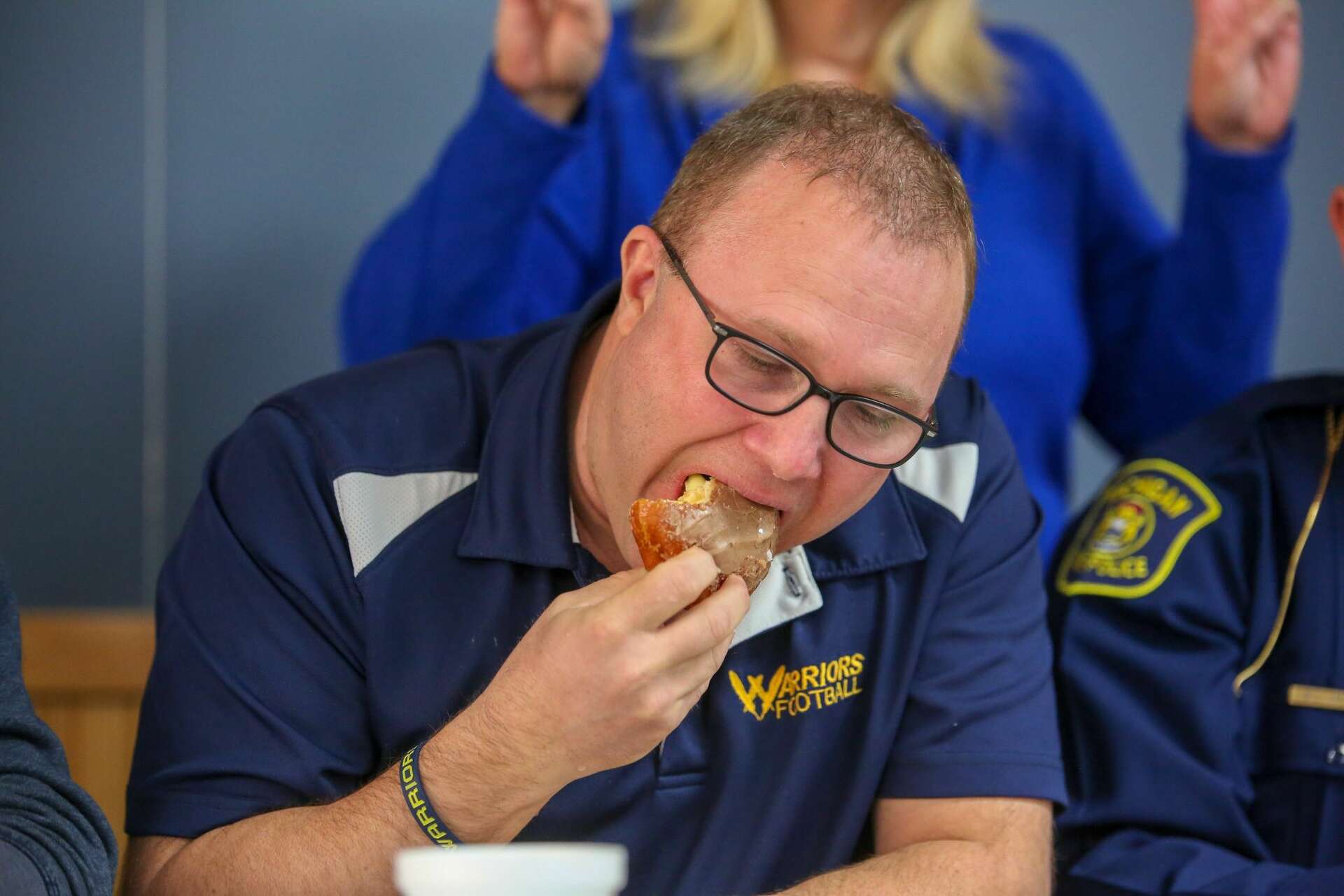 Murphy’s Bakery brings back Fat Tuesday paczki-eating contest