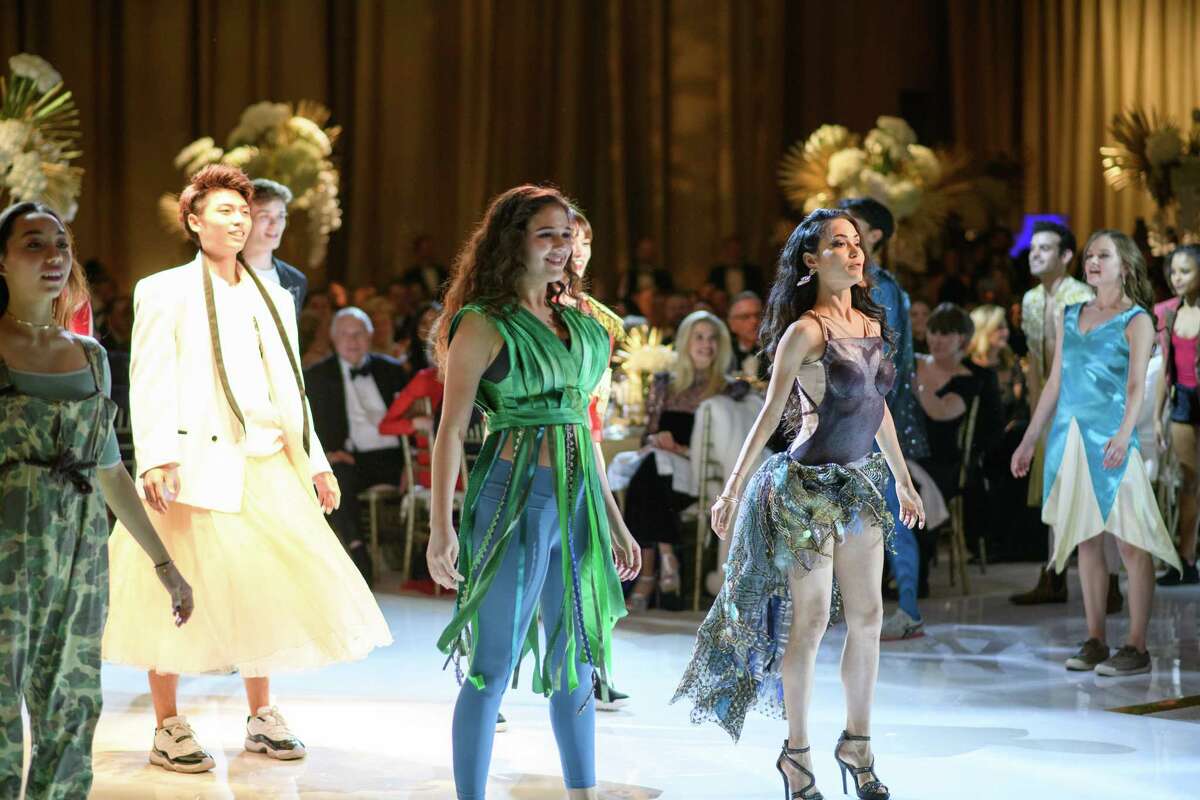 Houston Ballet celebrates 50th anniversary with a golden, record ...