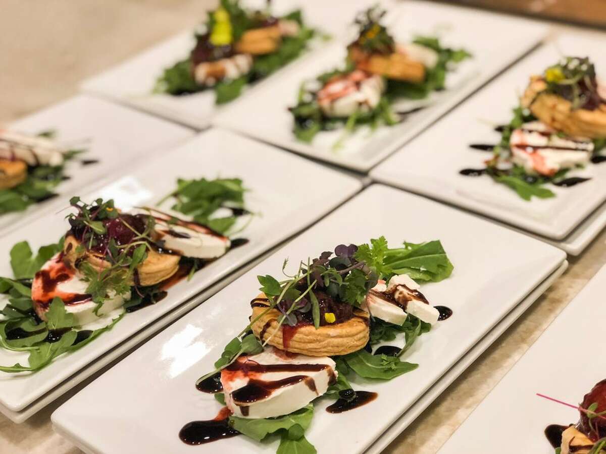 Top 20 wedding catering companies in Houston to use for that special event