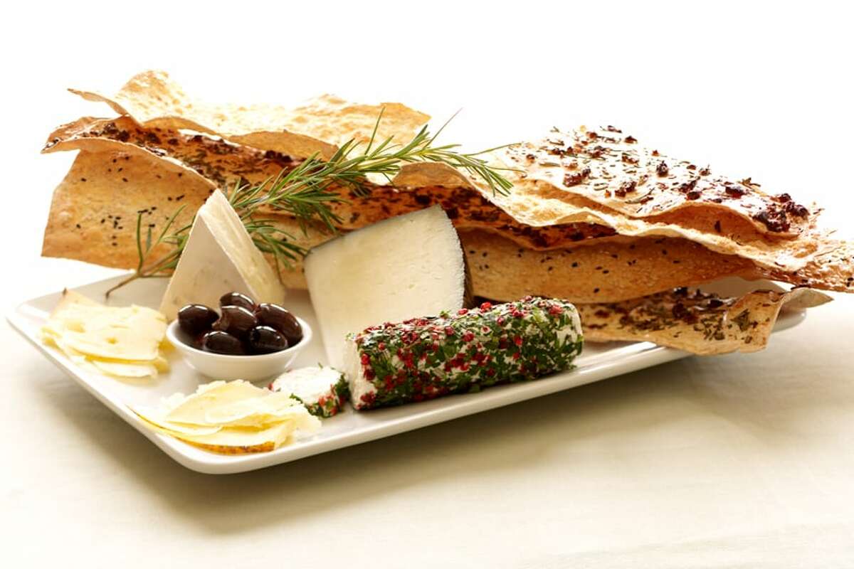 Top 20 wedding catering companies in Houston to use for that special event