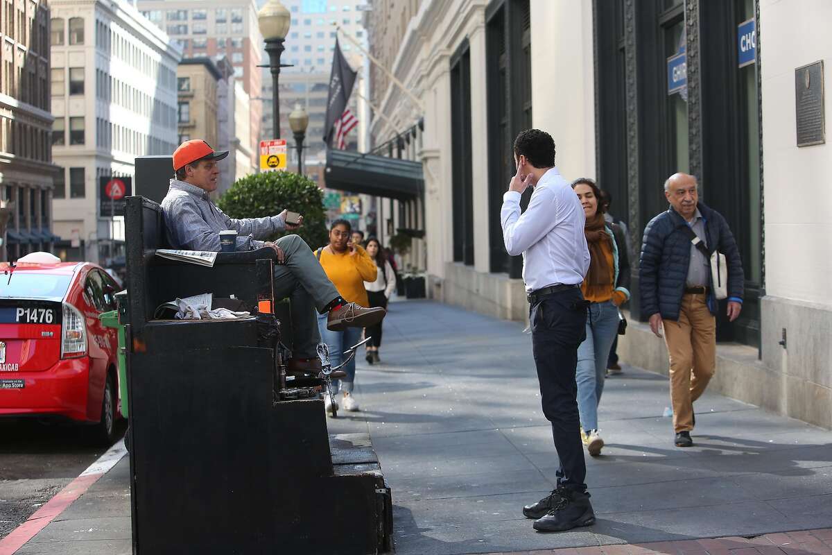 Larry the Shoeshine Guy is back — and all he wants is a San Francisco ...