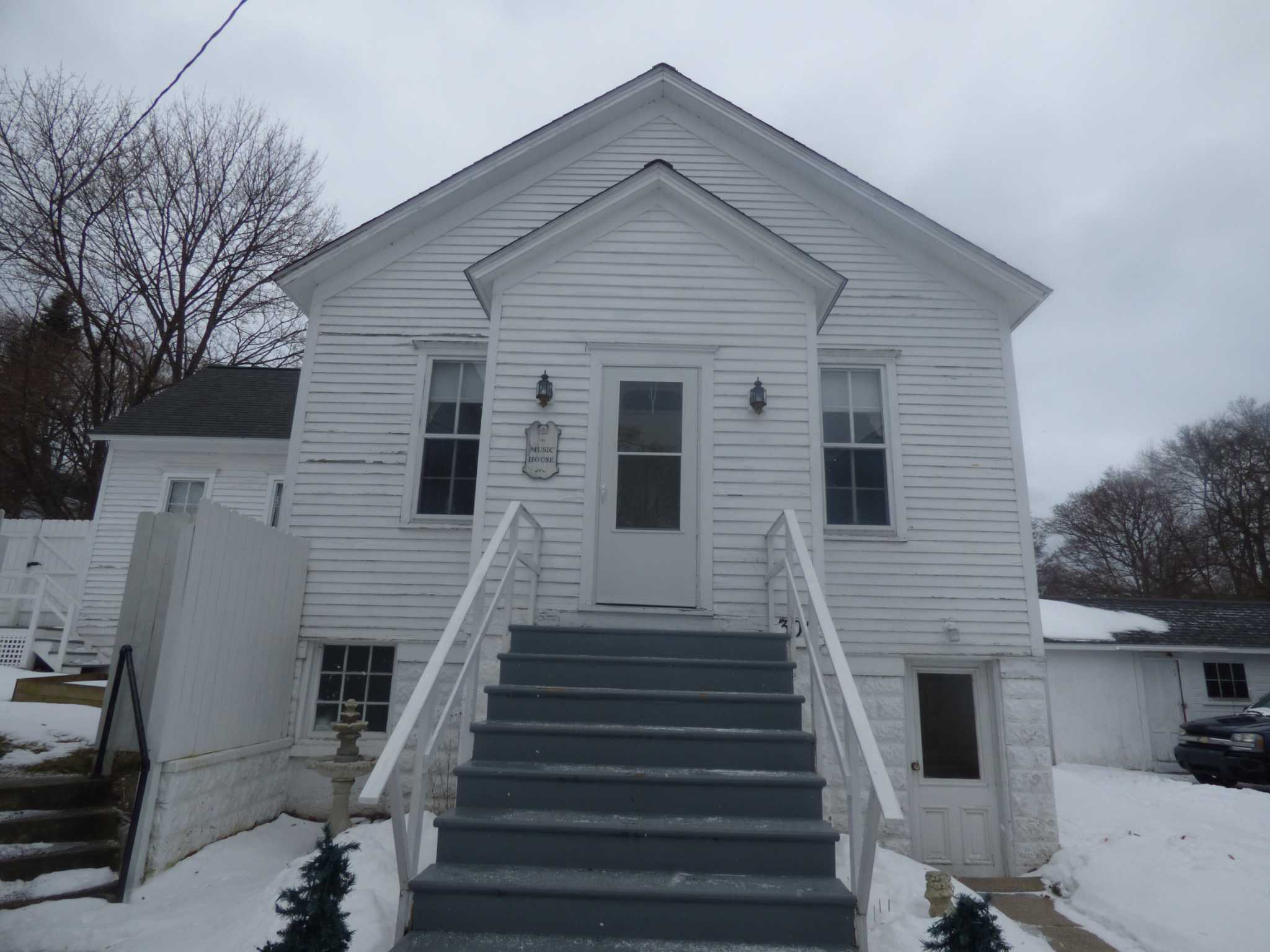 Music House announces upcoming lineup of concerts, classes