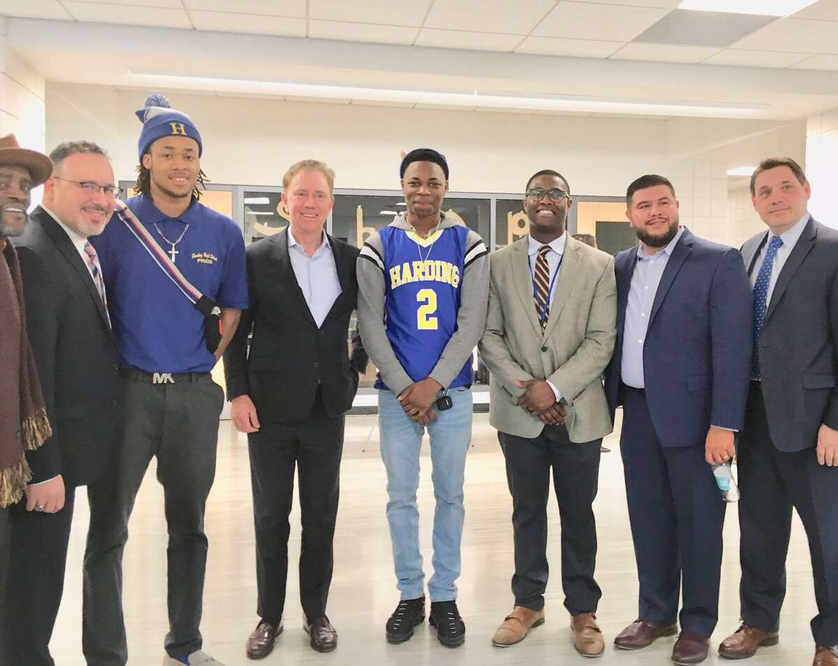 Lamont returns to Bridgeport’s Harding High School