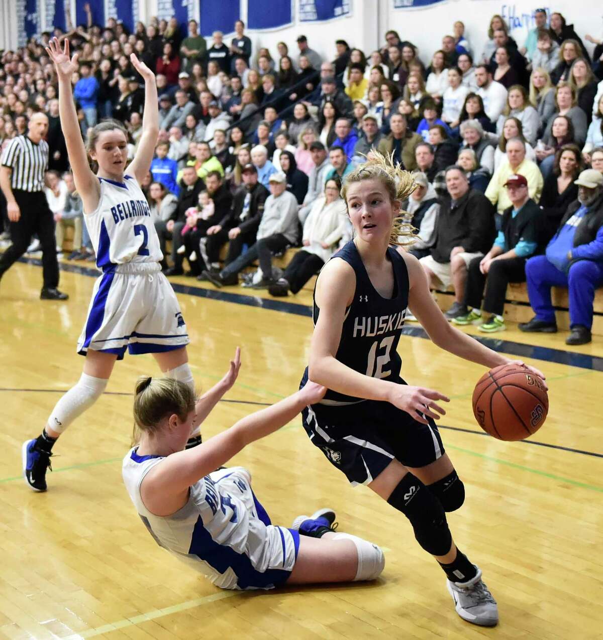 East Hampton tops Morgan for Shoreline title