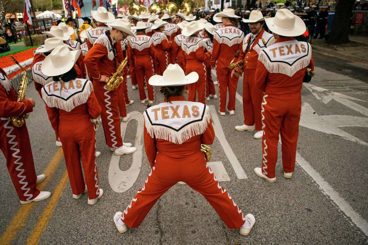 Rodeo Run gallops through downtown ahead of RodeoHouston