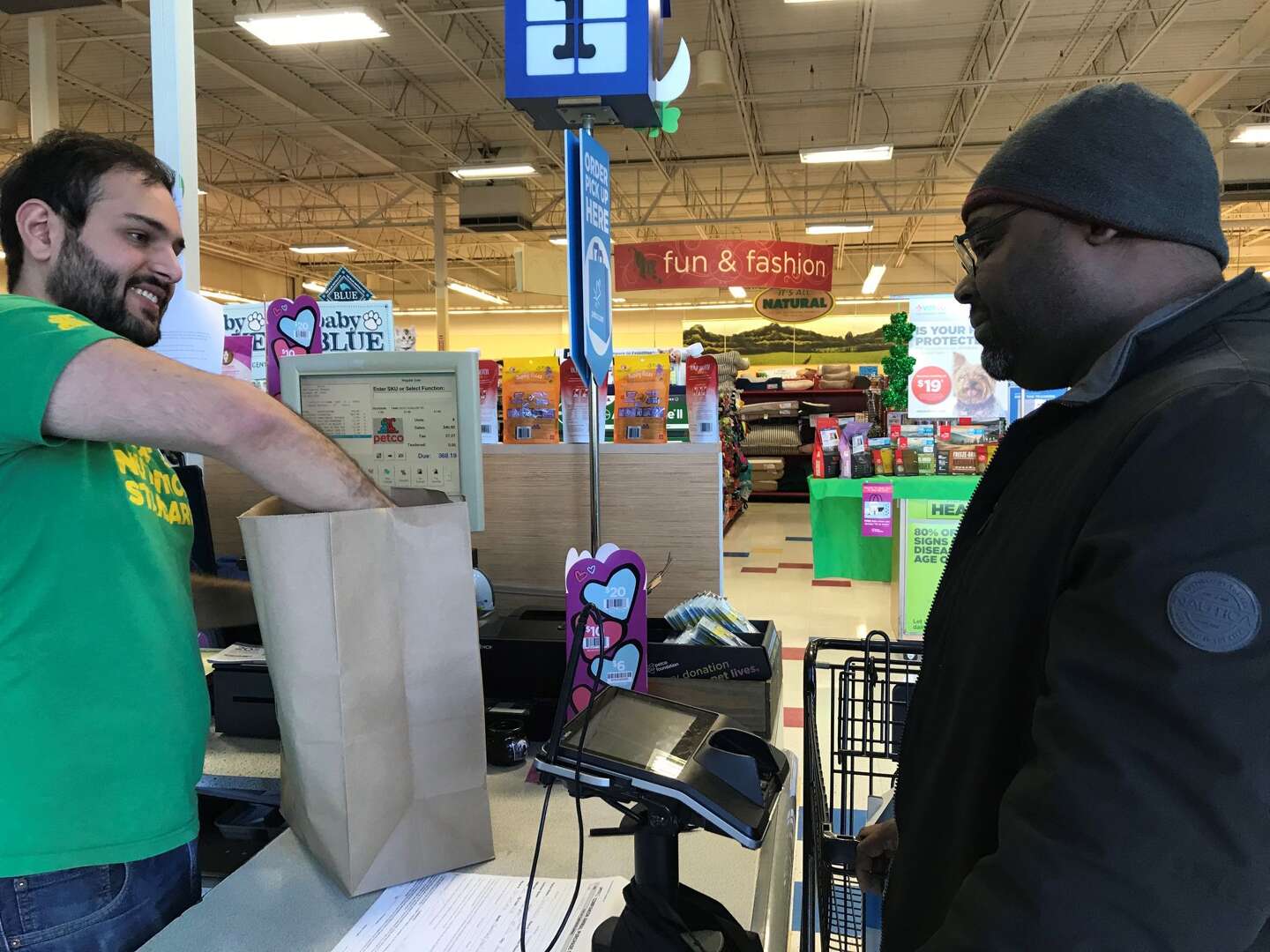 Growing pains as NY's plastic bag ban enacted