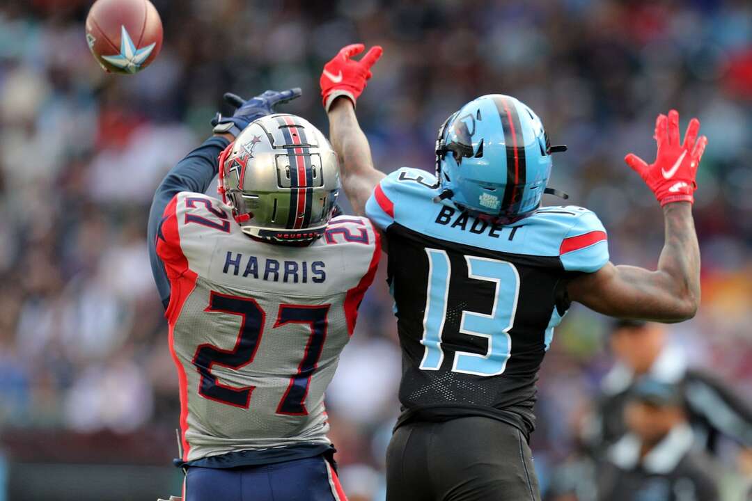 Roughnecks defeat Renegades to remain perfect