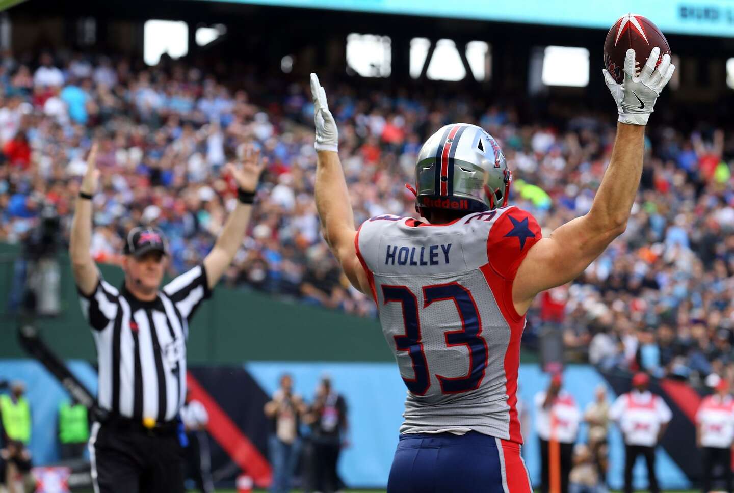 Roughnecks defeat Renegades to remain perfect