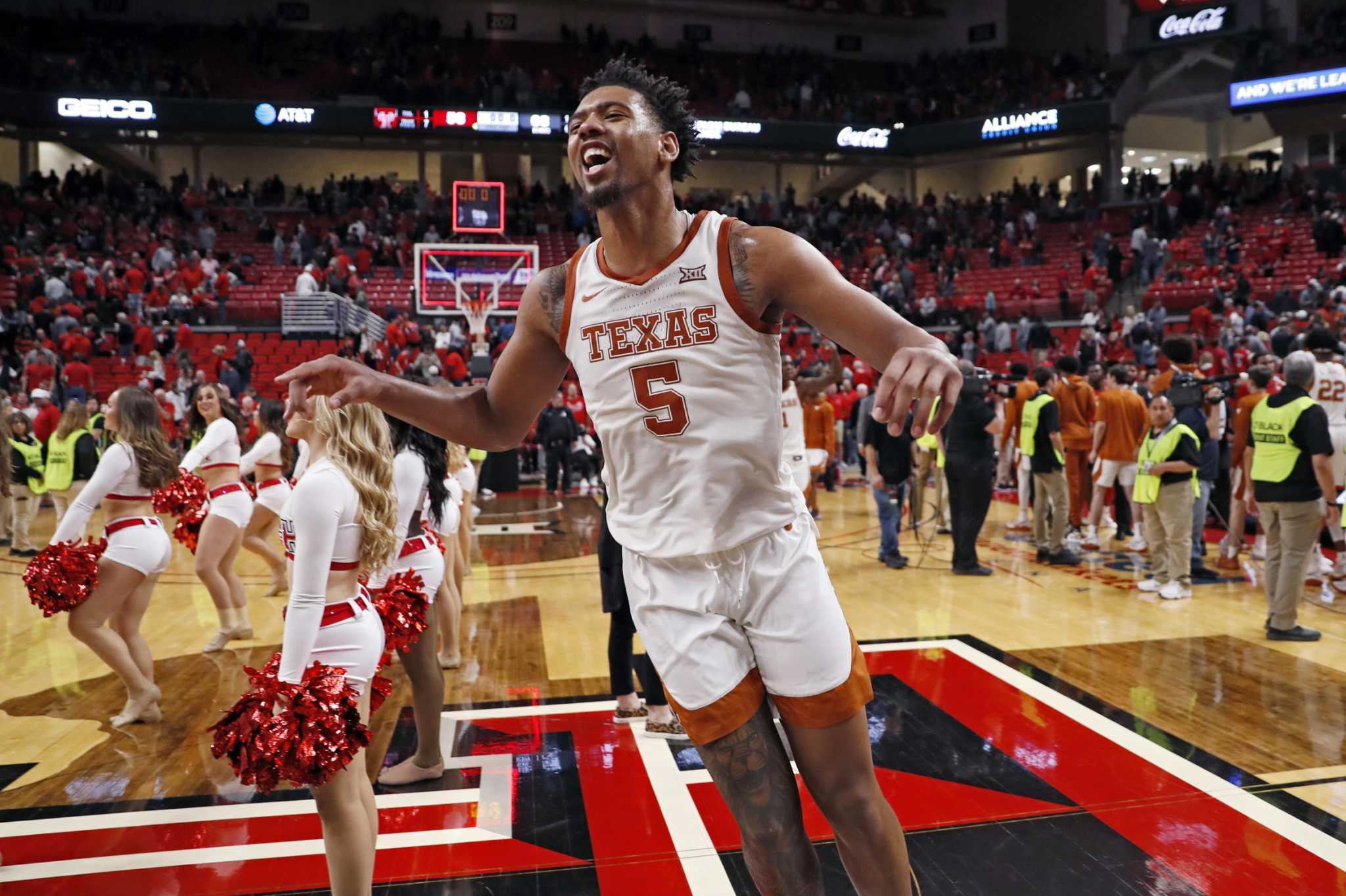 How one question from Shaka Smart changed Texas’ trajectory