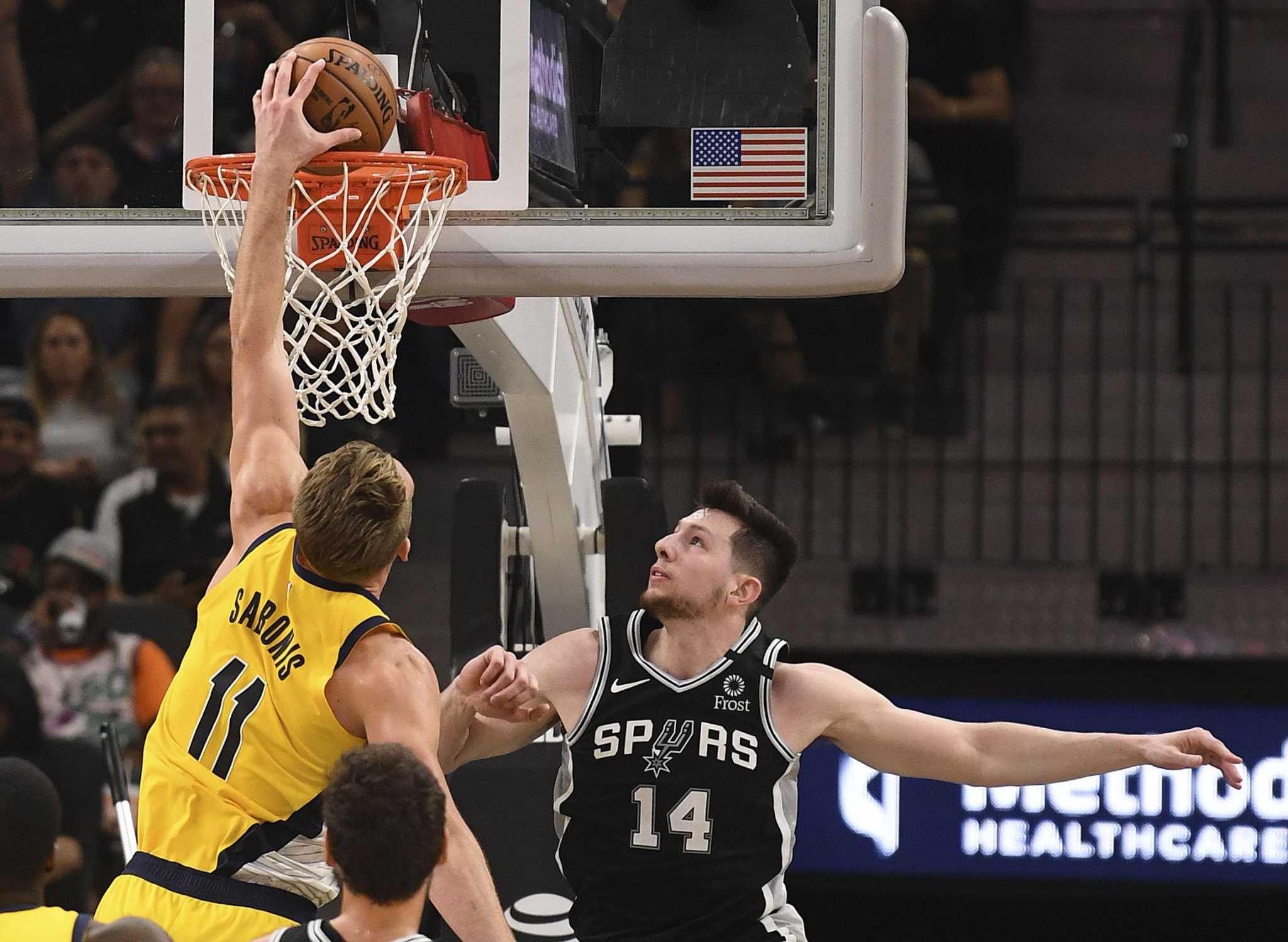 Injury-riddled frontcourt means first start for Spurs’ Drew Eubanks
