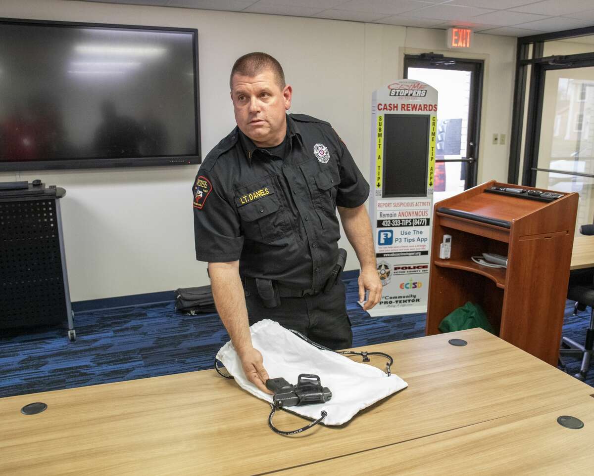 ECISD Police Department has weapons K-9