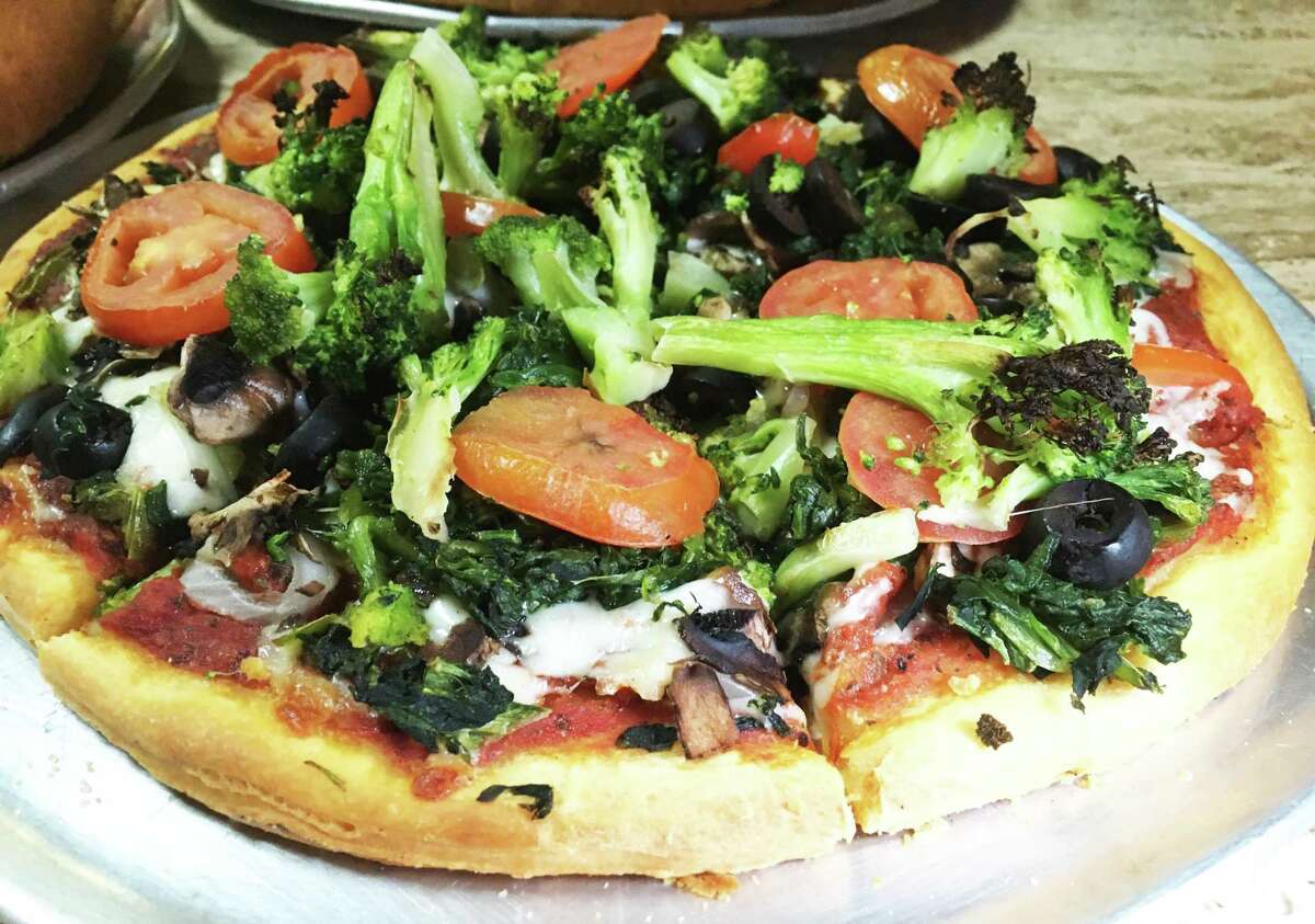 52 Weeks of Pizza: Chicago’s Pizza restaurant among few to have ...