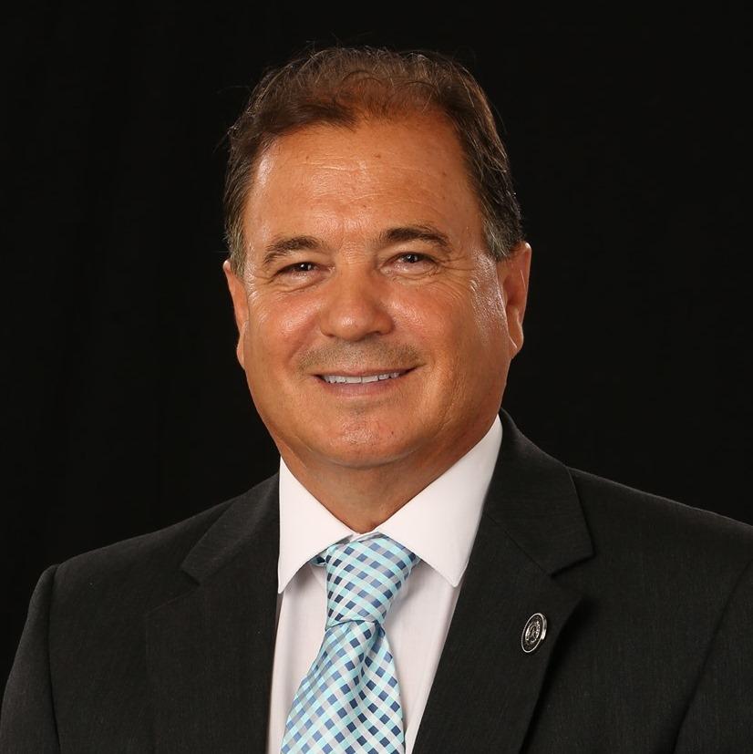 Bexar County Commissioner Rodriguez in runoff with Clay-Flores