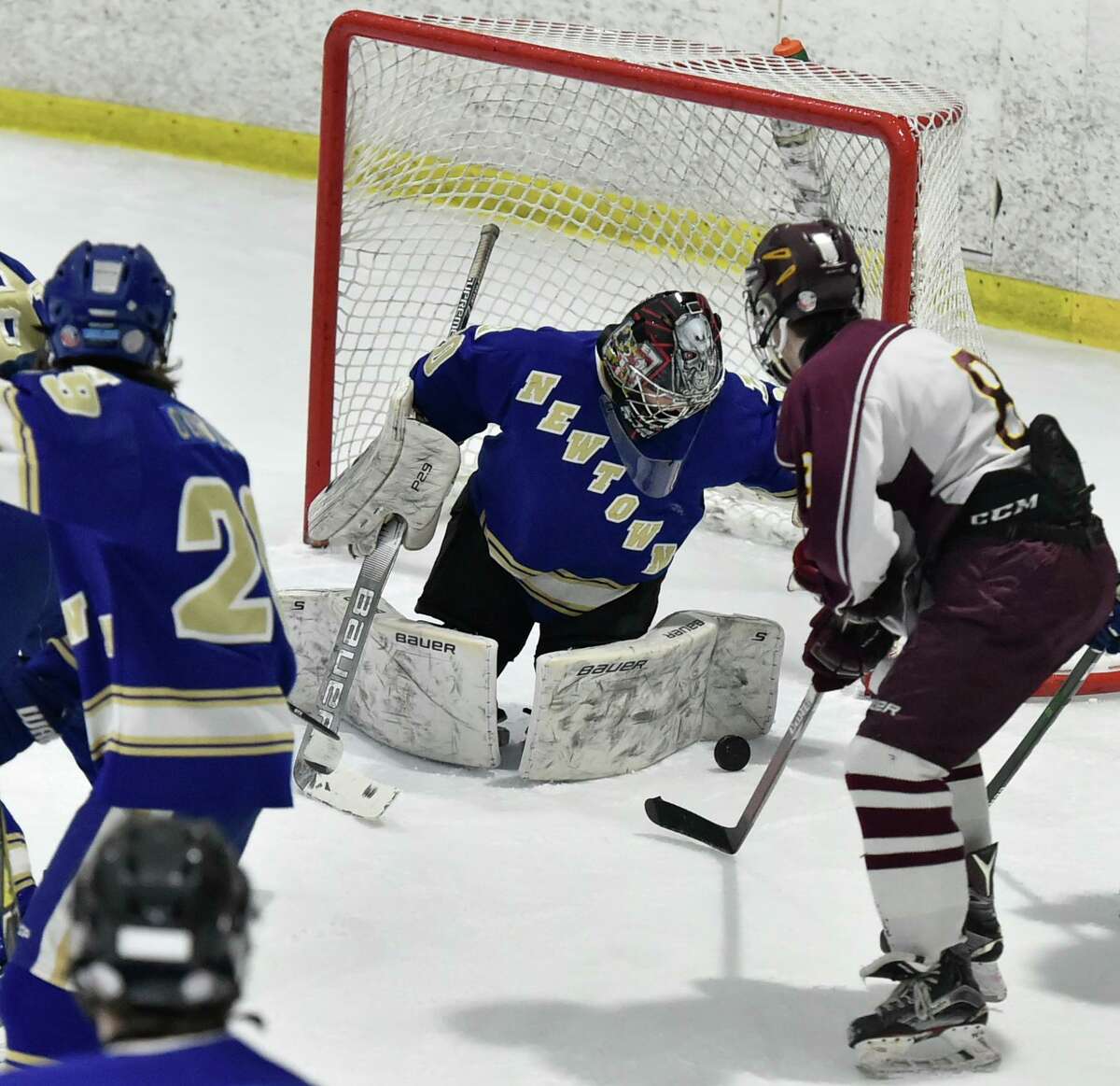 SCC/SWC D-III hockey: Sheehan, New Milford reach final