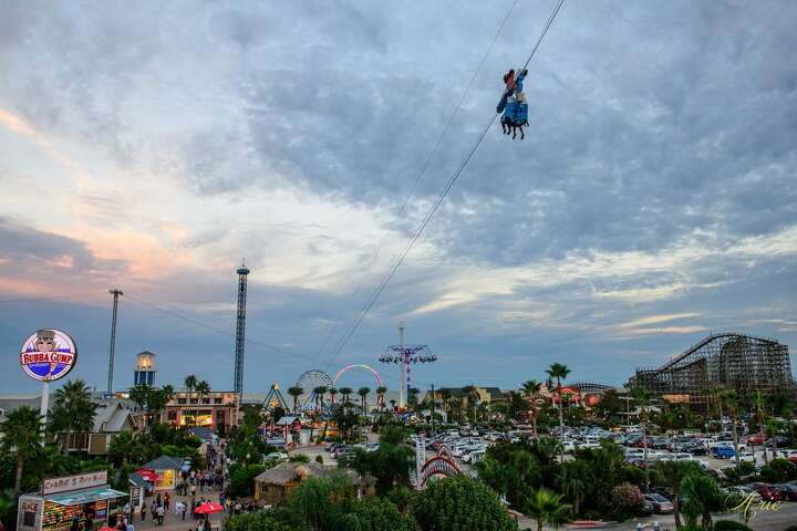How to spend the perfect day at the Kemah Boardwalk