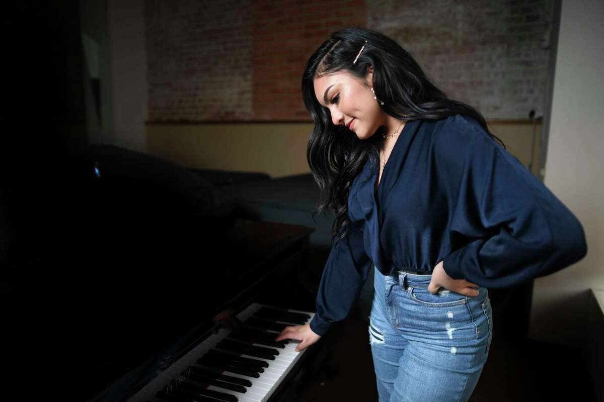 San Antonio singer Isabel Marie Sanchez performing ‘Viva Selena’ with ...
