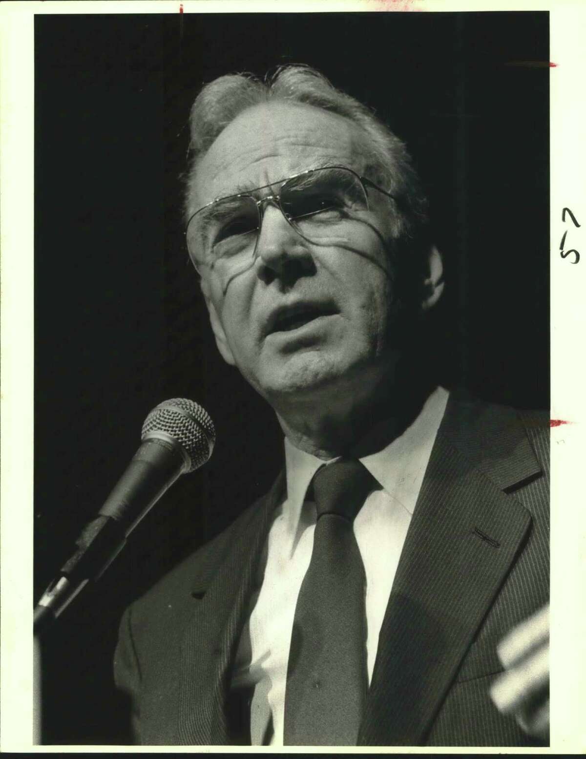 Railroad Commission candidate may have had the Wright name