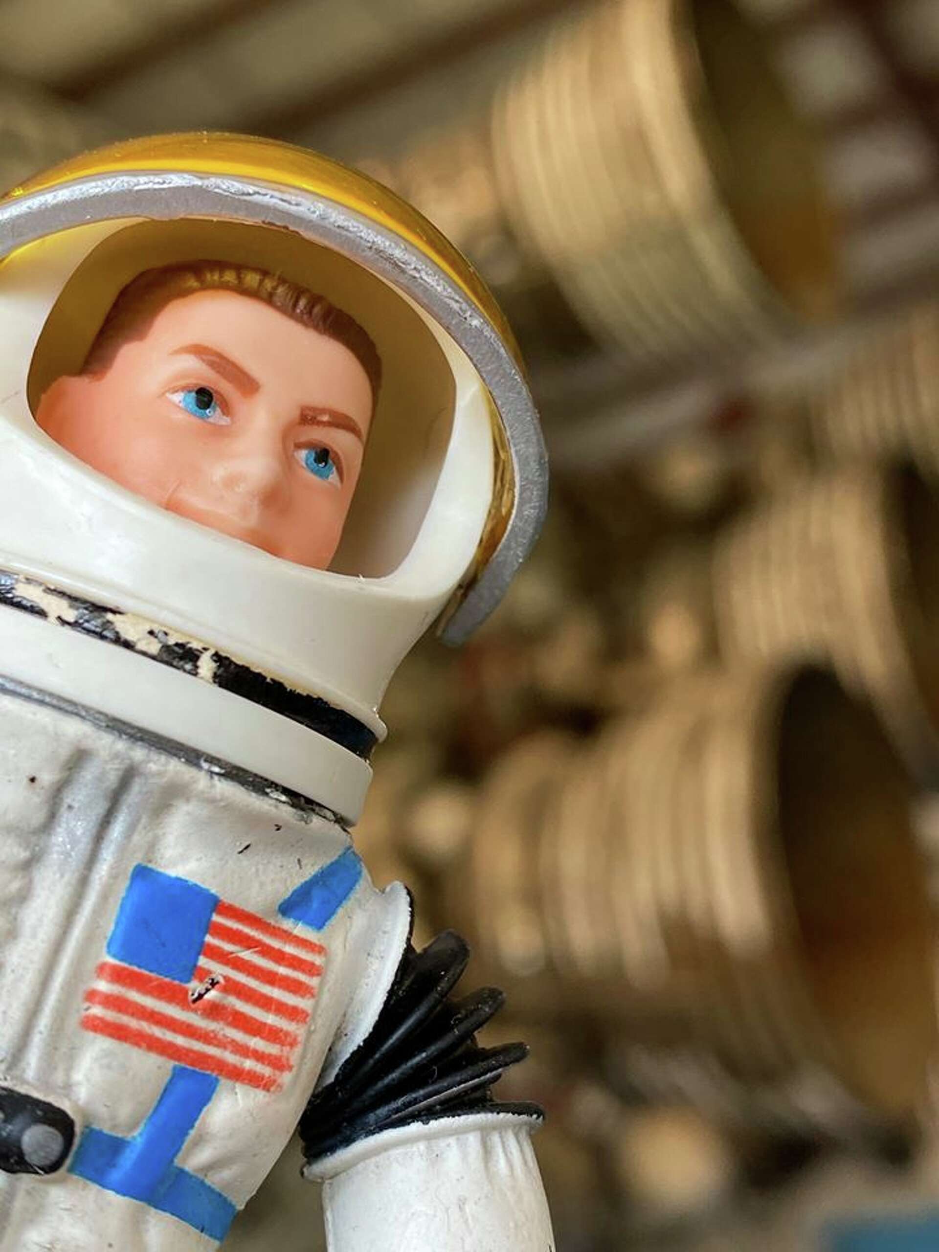 Old school astronaut: Major Matt Mason visits NASA