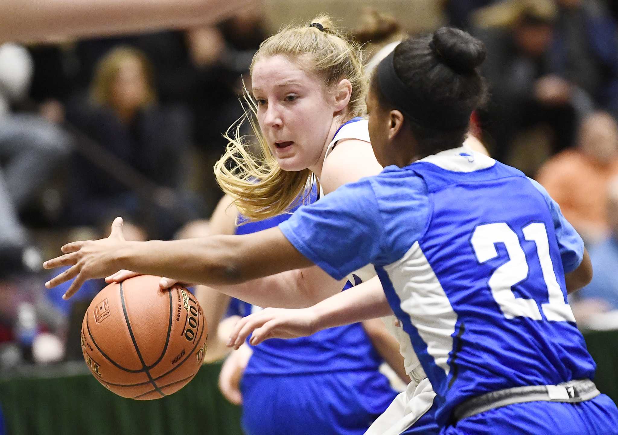 Abby Ray looks to lead Saratoga to the Suburban Council girls ...