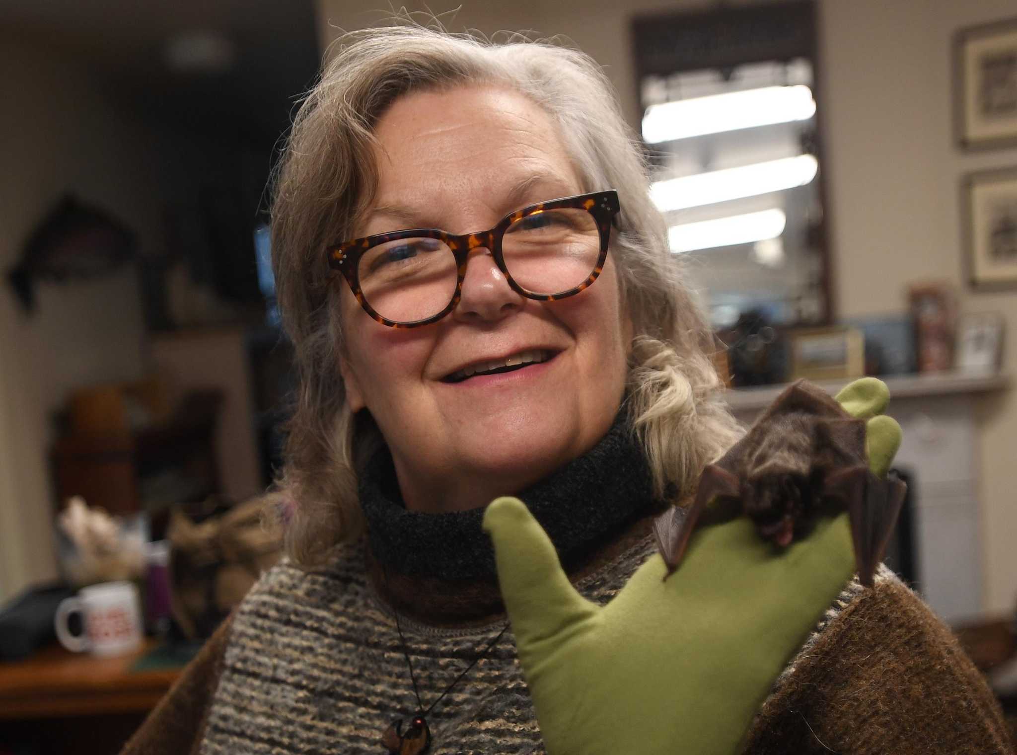 CT’s ‘Bat Lady’ protects ‘persecuted’ creatures with hands-on care ...