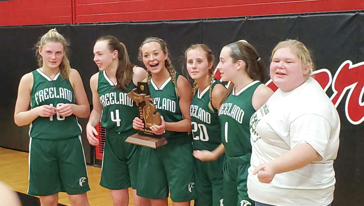 Tears of joy: Freeland girls clobber Glenn, win district title