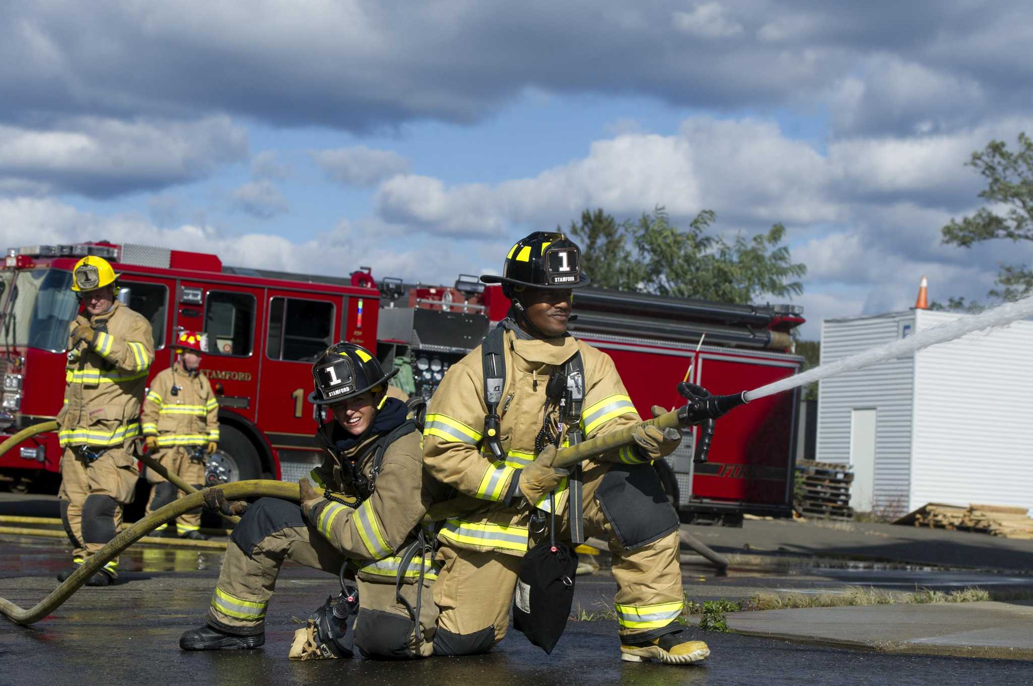 Over 30 Stamford firefighters help put out apartment blaze