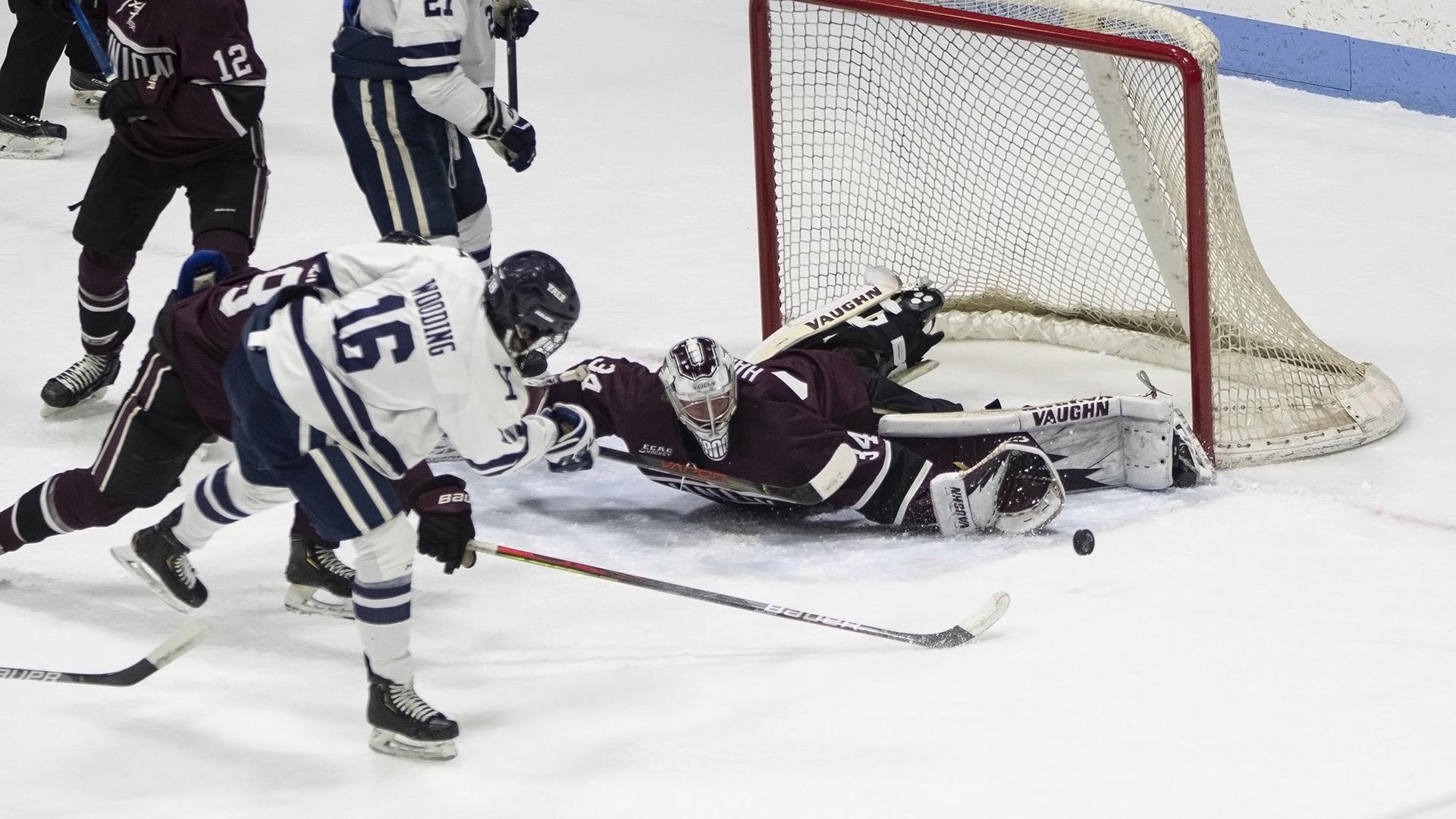 Yale scores four goals in the third period, downs Union in ECAC playoff