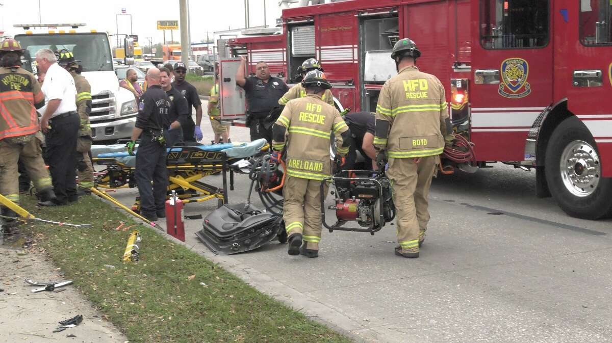 Driver critical after guardrail impales car along North Freeway