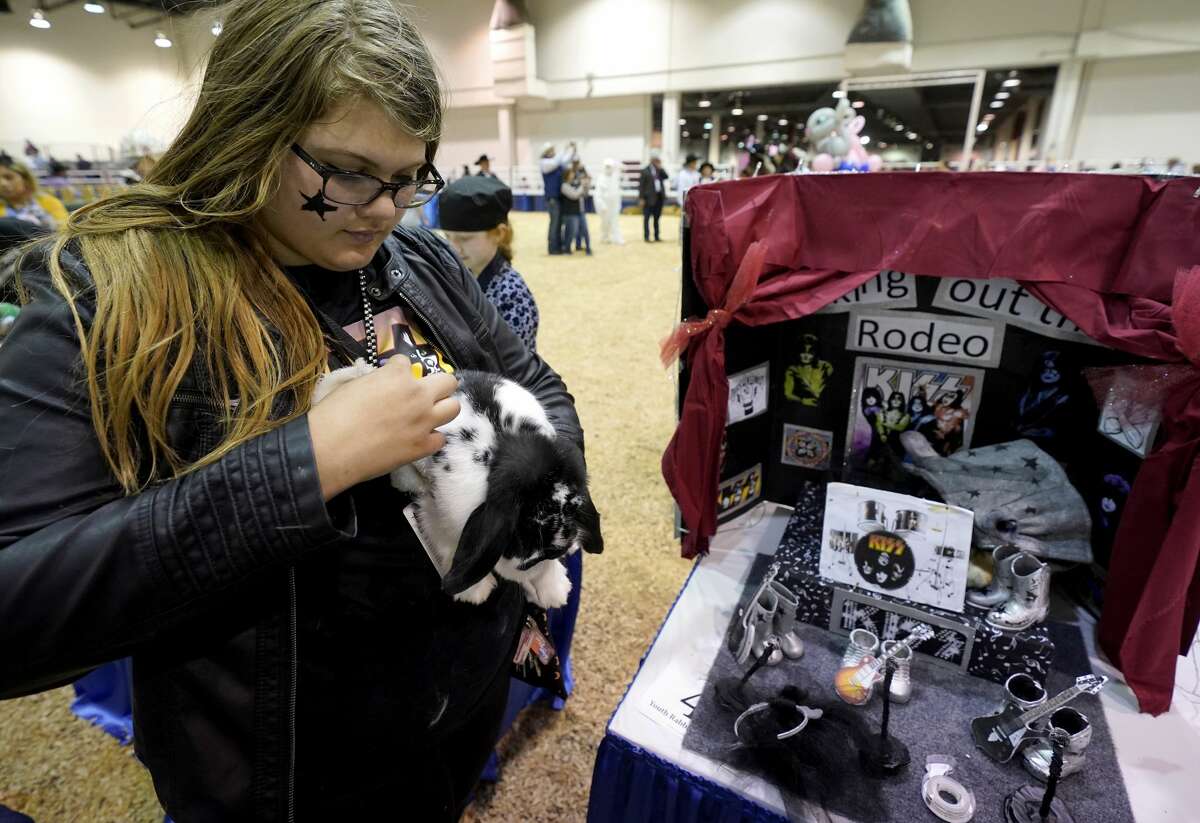 RodeoHouston's rabbit costume contest grows in popularity, exhibitors