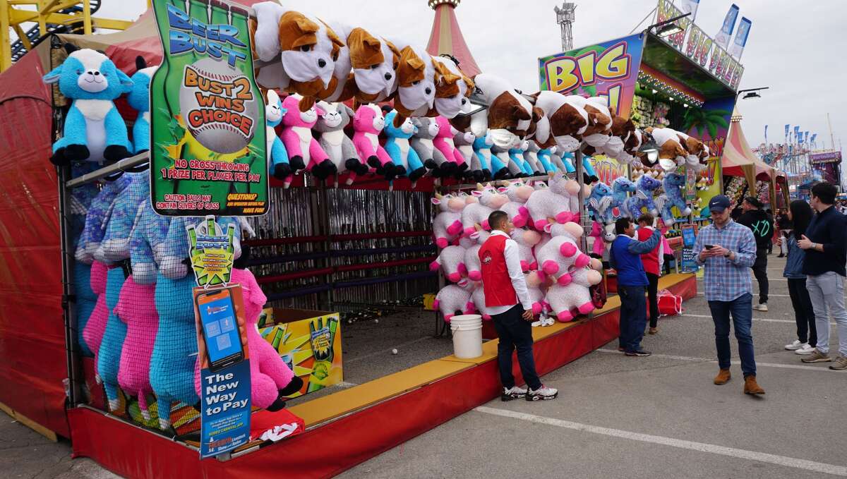Try your luck at winning these top-notch prizes at RodeoHouston carnival