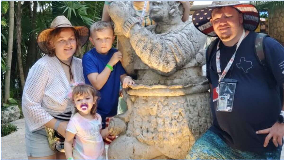 ‘He’s always been a hero’: Father of 2 killed while tackling gunman ...