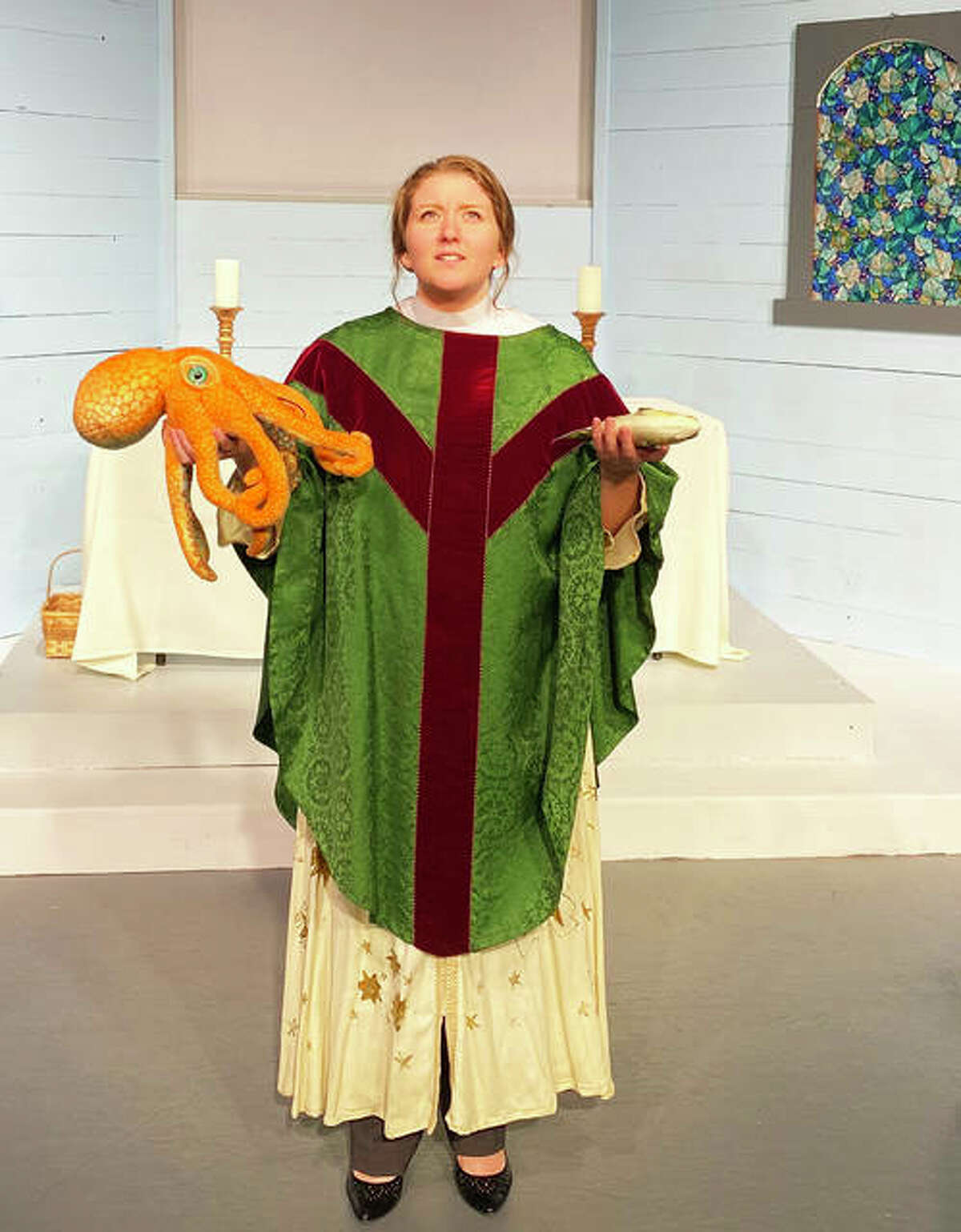 Alton Little Theater filling with ‘Holy Laughter’ for seven performances