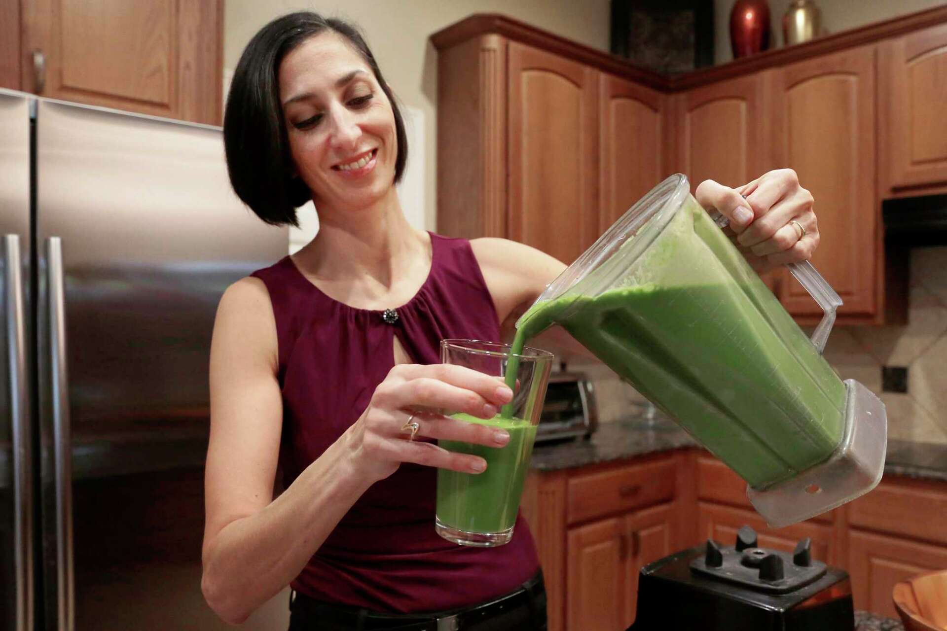 Going vegan helped this Houston doctor kick lupus. Now she’s helping ...