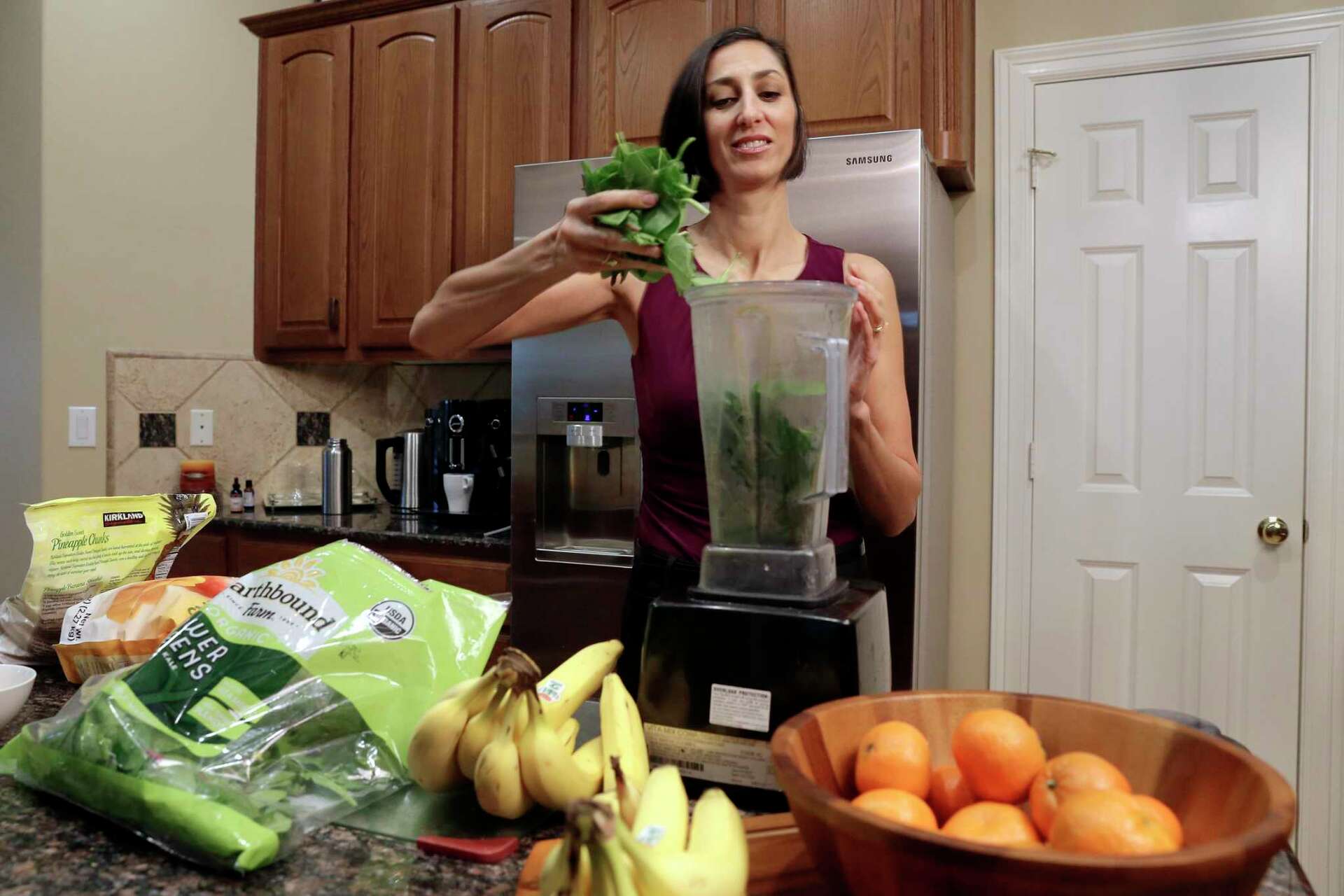 Going vegan helped this Houston doctor kick lupus. Now she’s helping ...