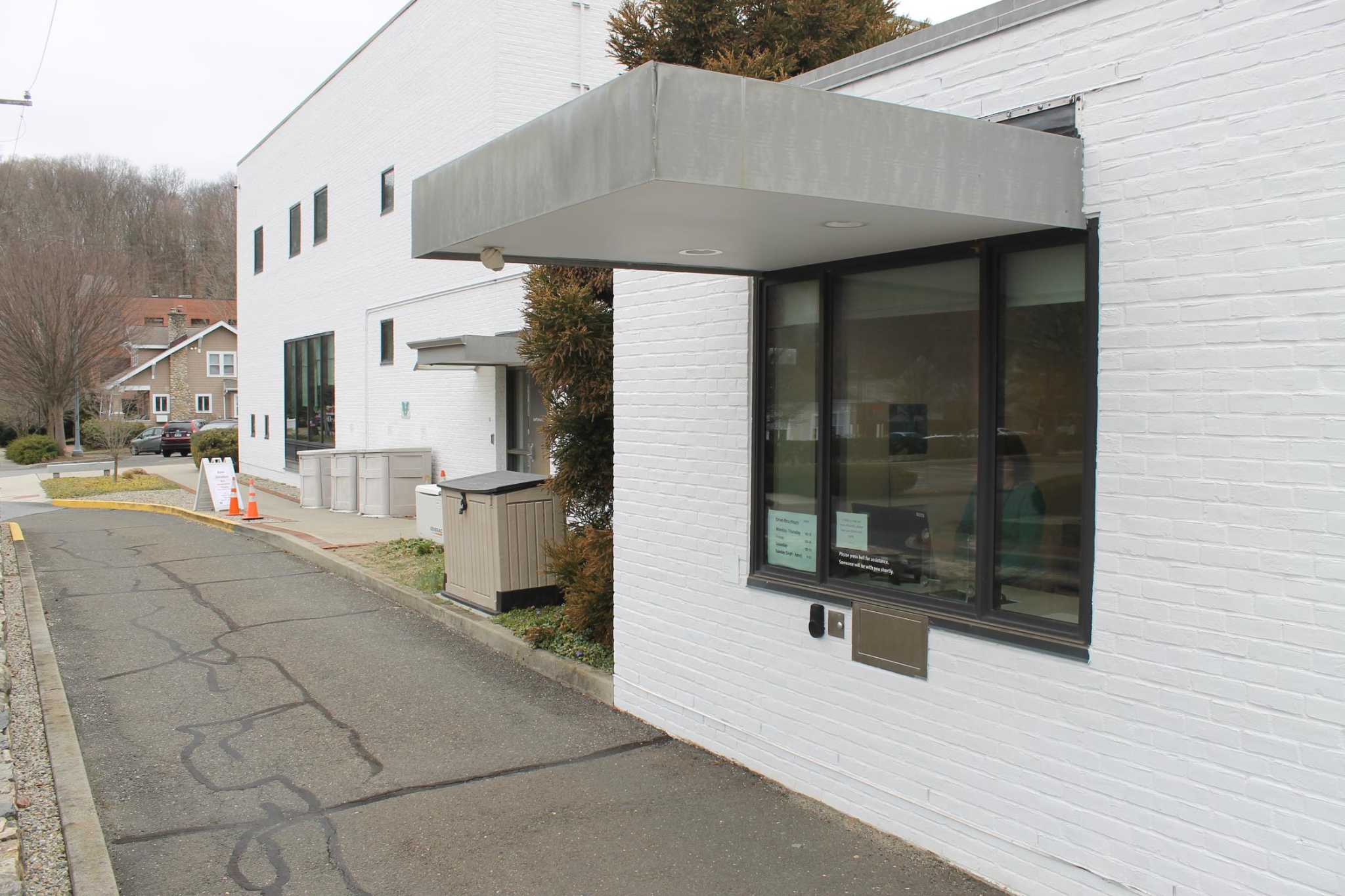 Wilton Library Lines: Drive-thru back in service, job series, summer fun