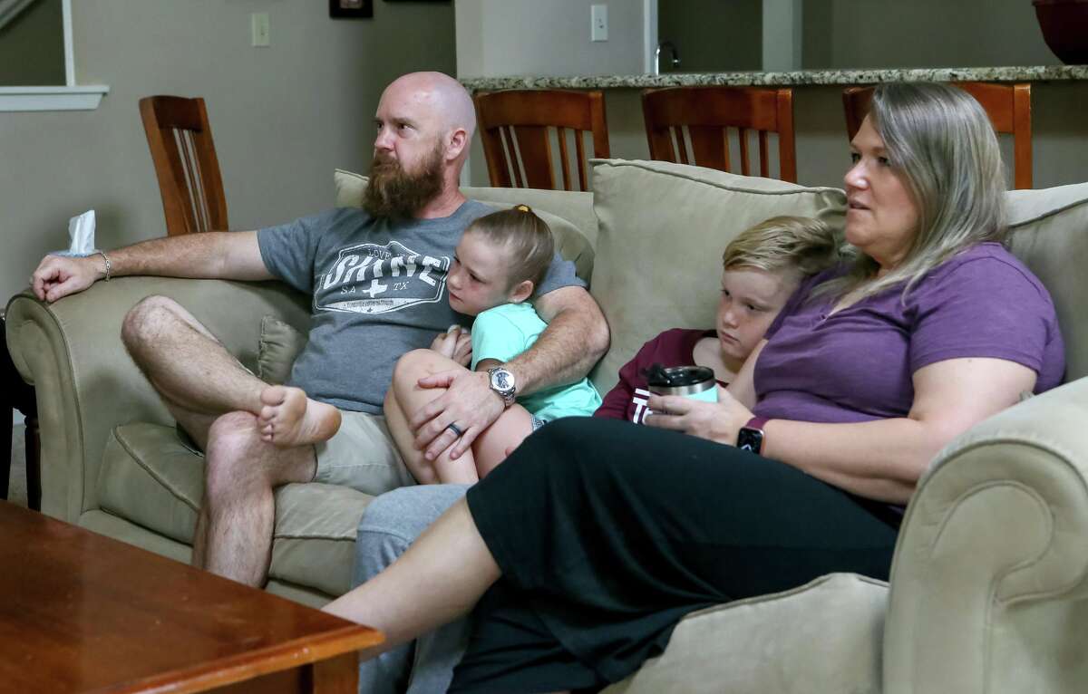 San Antonio churches put out a virtual welcome to Sunday worshipers ...