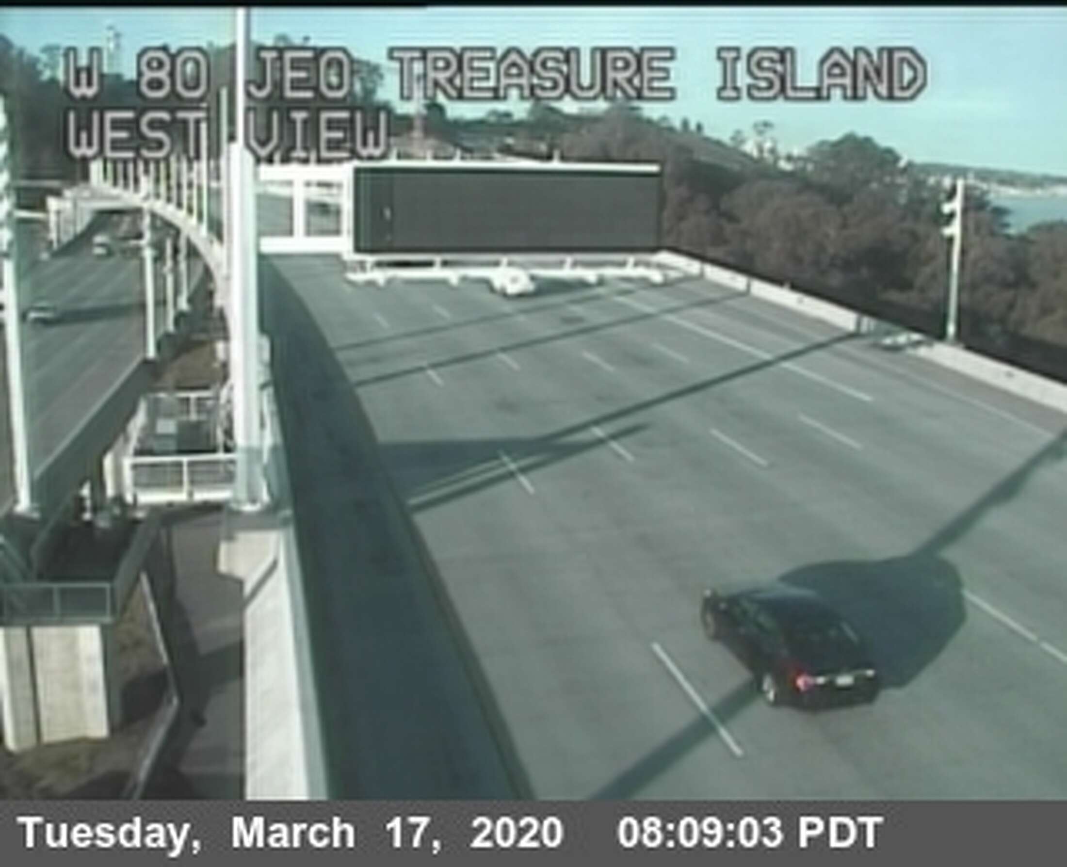 The Bay Area traffic map is totally green after shelter in place orders