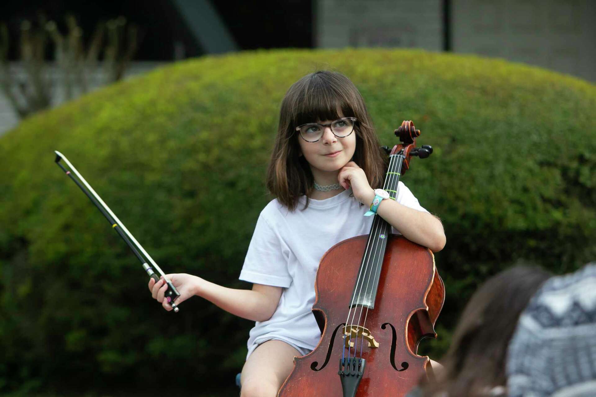 Houston teacher's 'quarantine flash mob' brings music students to their ...