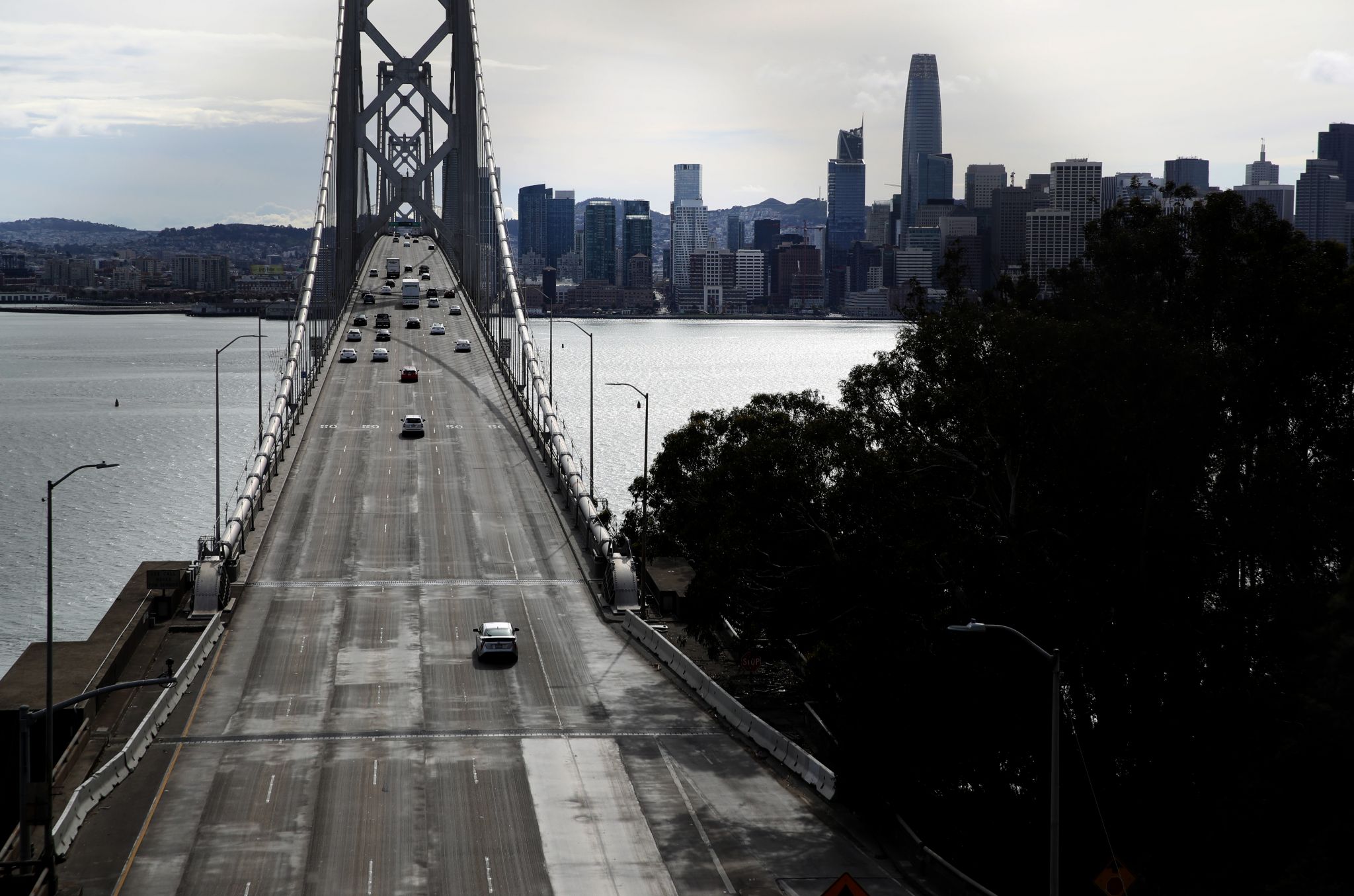 CHP investigating multi-vehicle crash, reported carjacking on Bay Bridge