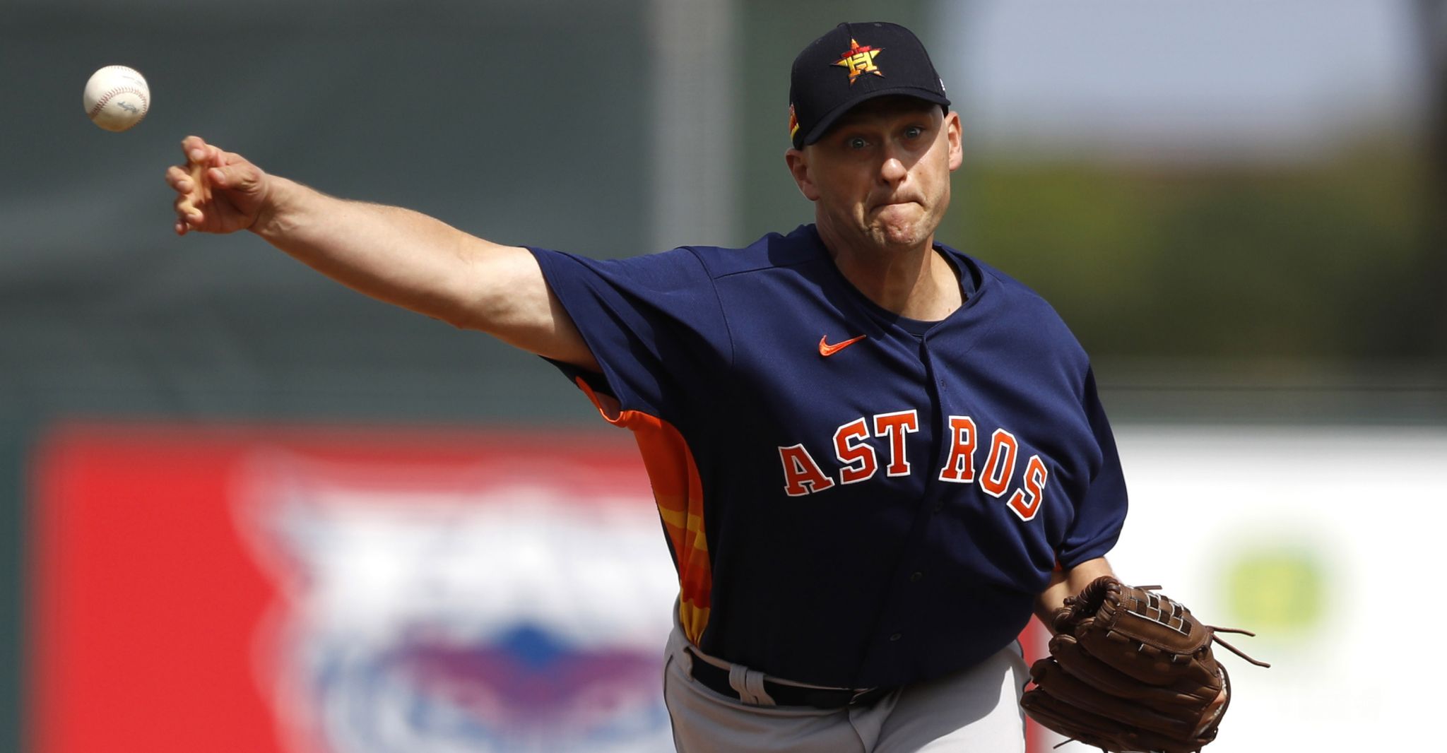 Astros release reliever Jared Hughes