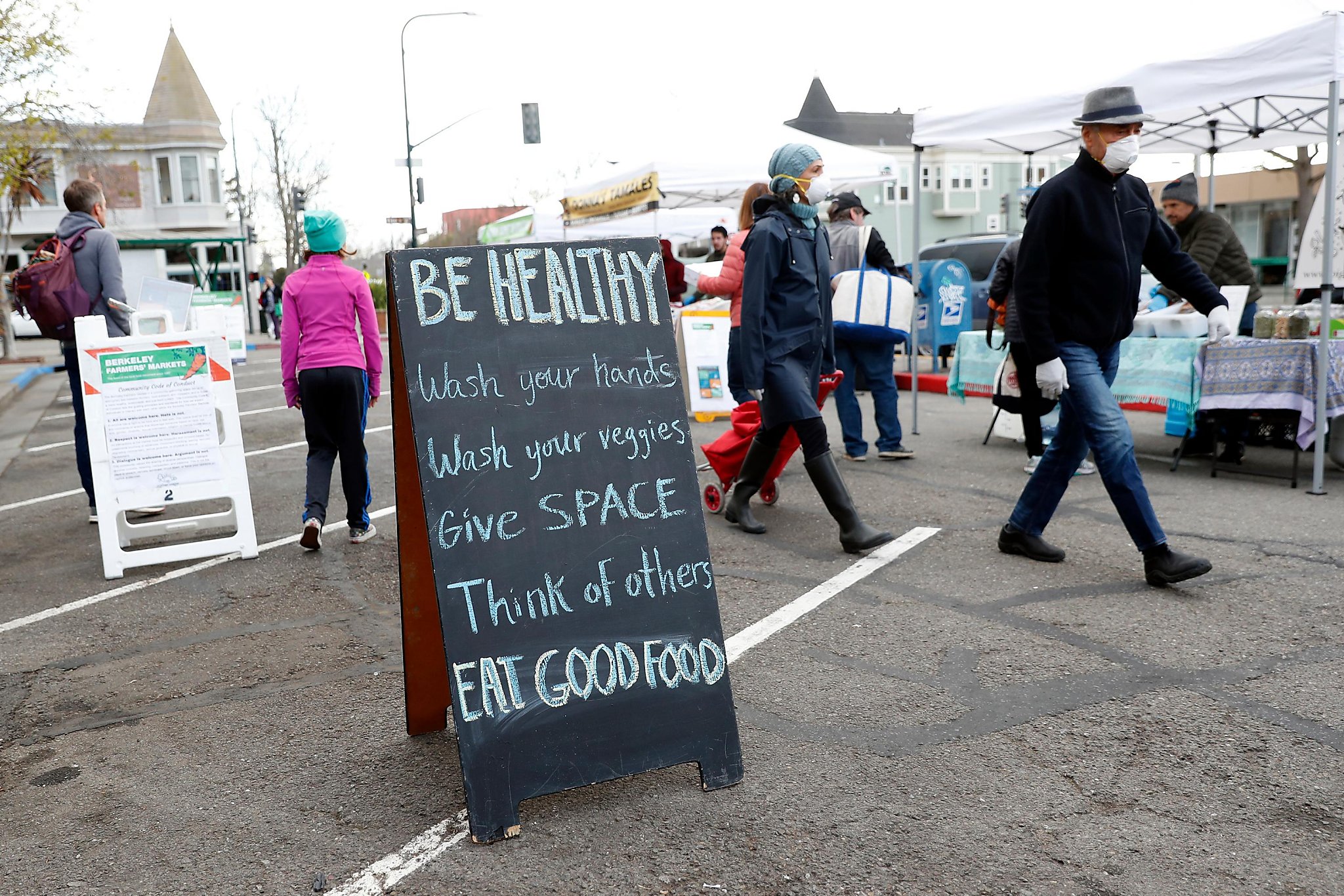 Farmers’ markets are still open during coronavirus. But farmers ...