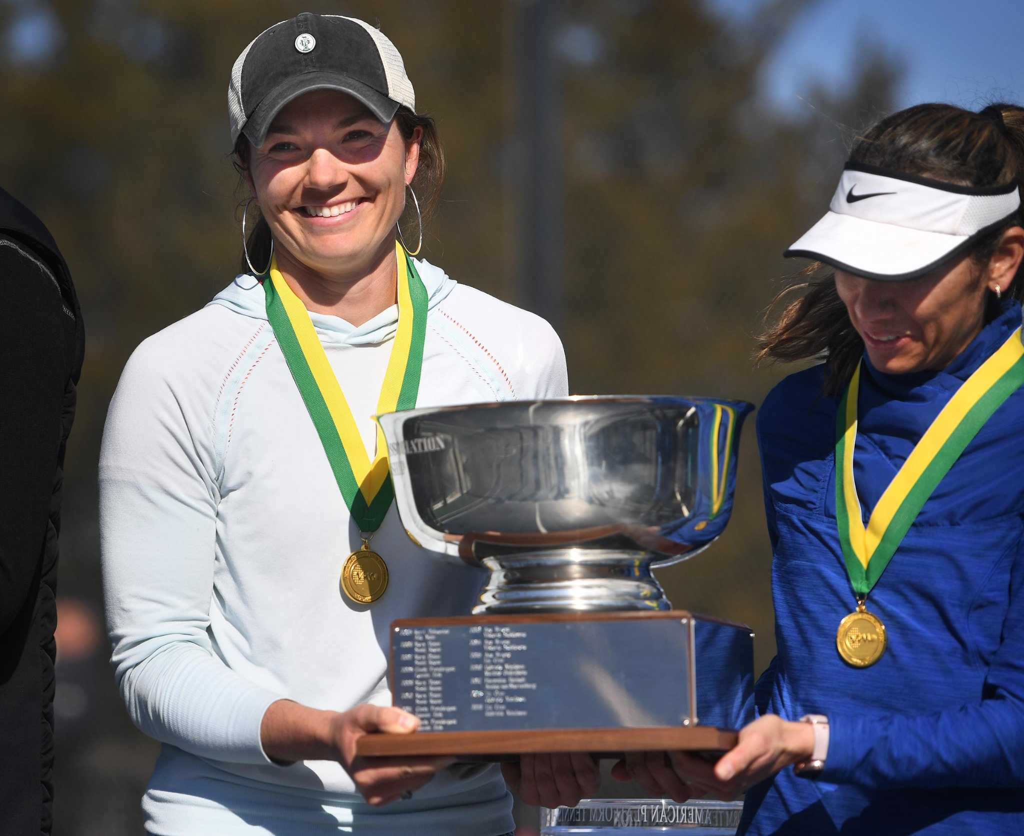 Norwalk’s Elliott, Monroe’s Rodezno team up for unlikley platform ...